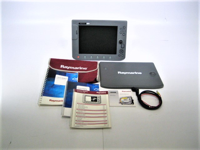 Raymarine C120 Classic Multifunction Display w/ Accessories - E02022 ...