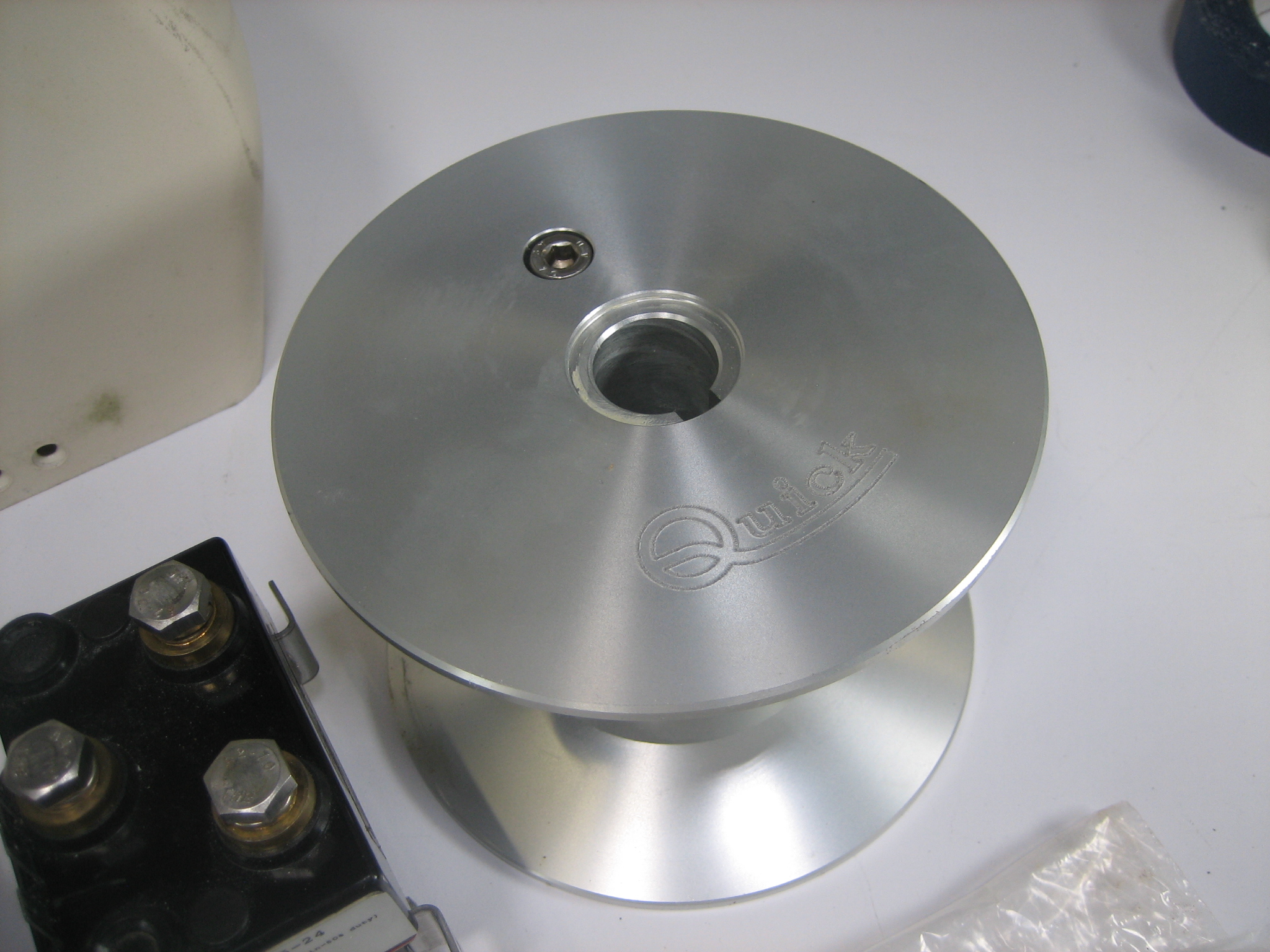 Quick Heron Series - H1024G 24v 1000w Windlass for Tender, etc w/Gypsy ...