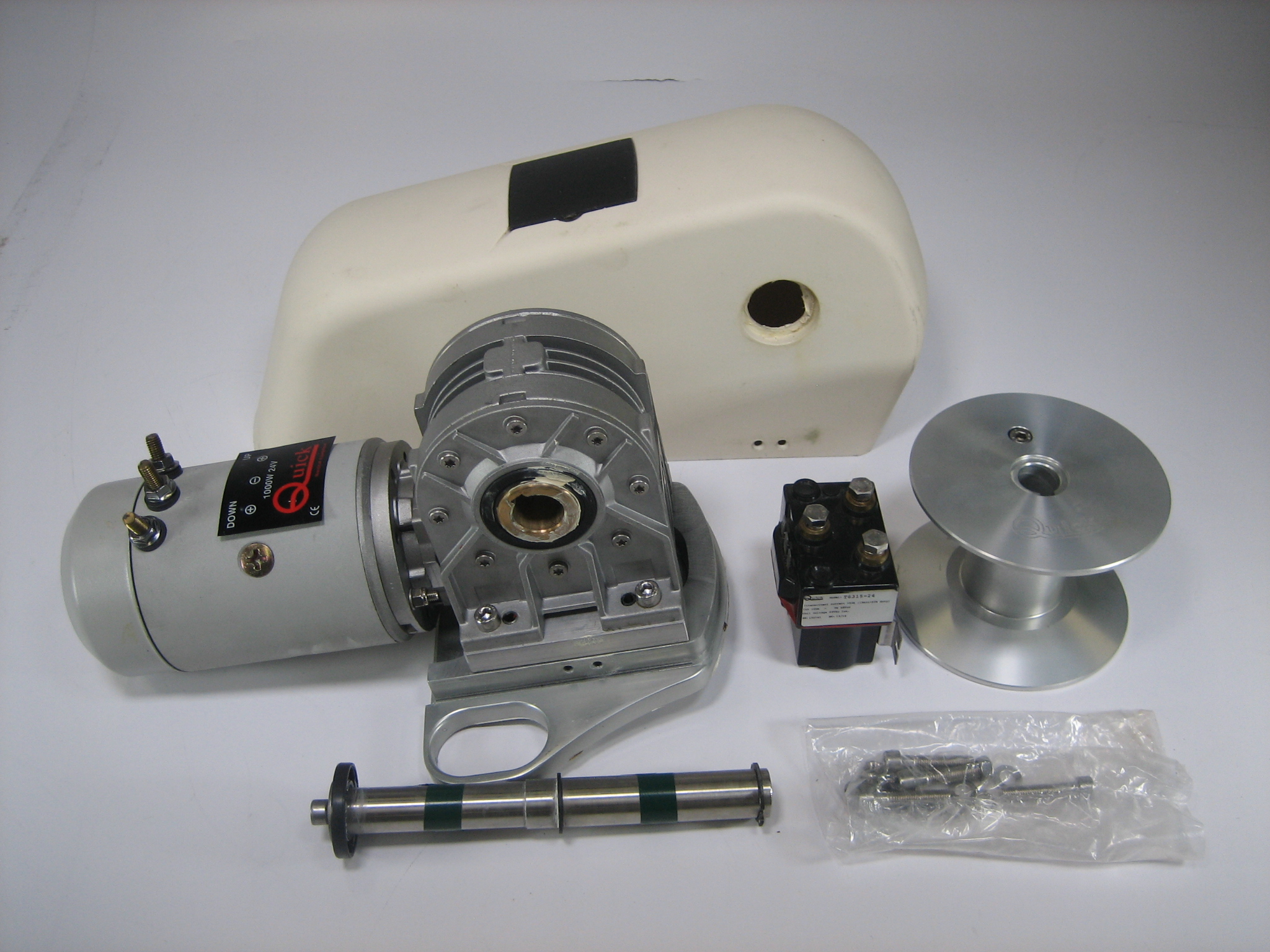 Quick Heron Series - H1024G 24v 1000w Windlass for Tender, etc w/Gypsy ...