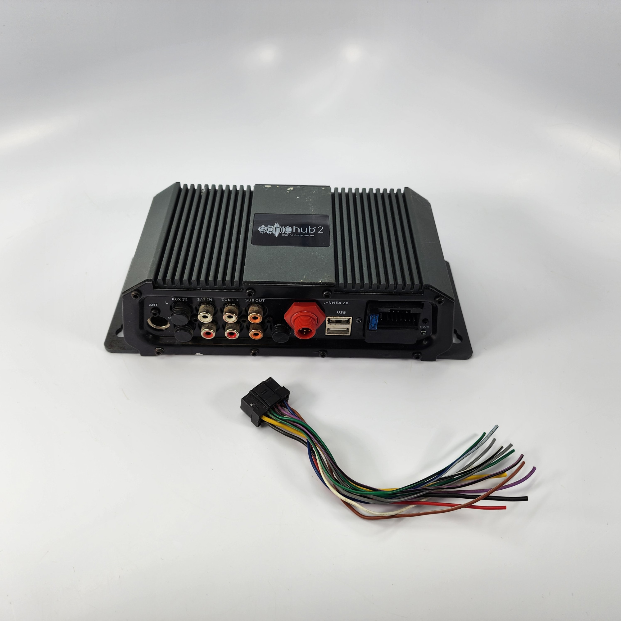 Simrad - SonicHub2 Bluetooth Marine Entertainment System - TESTED ...