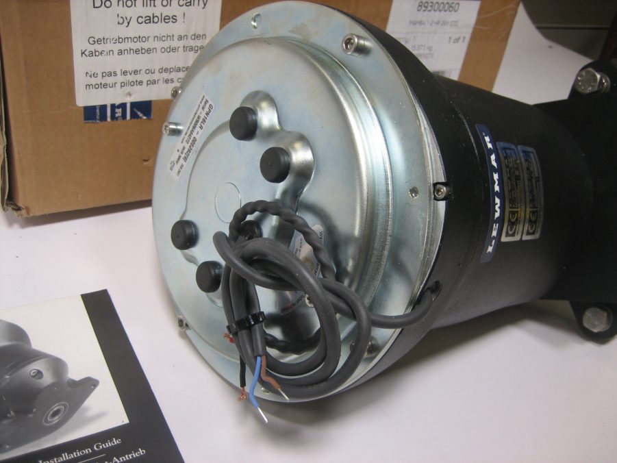 Lewmar Mamba Autopilot Drive Unit - 1/2hp 24v Std 89300060 - NEW OPEN ...