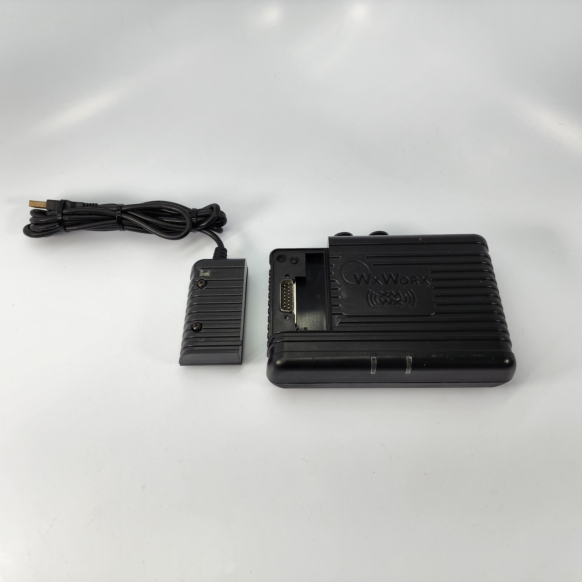 WxWorx - REWX9ID XM Mobile Weather Data Receiver with Powered USB ...