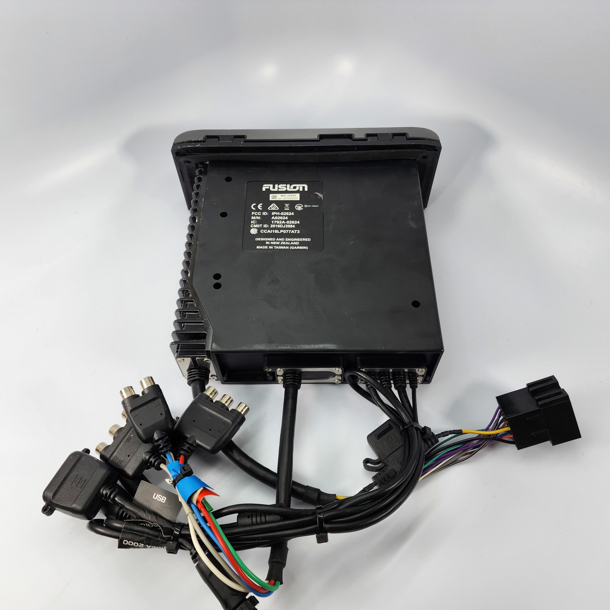 Fusion - MS-UD650 Marine Entertainment System with Uni-Dock - TESTED ...