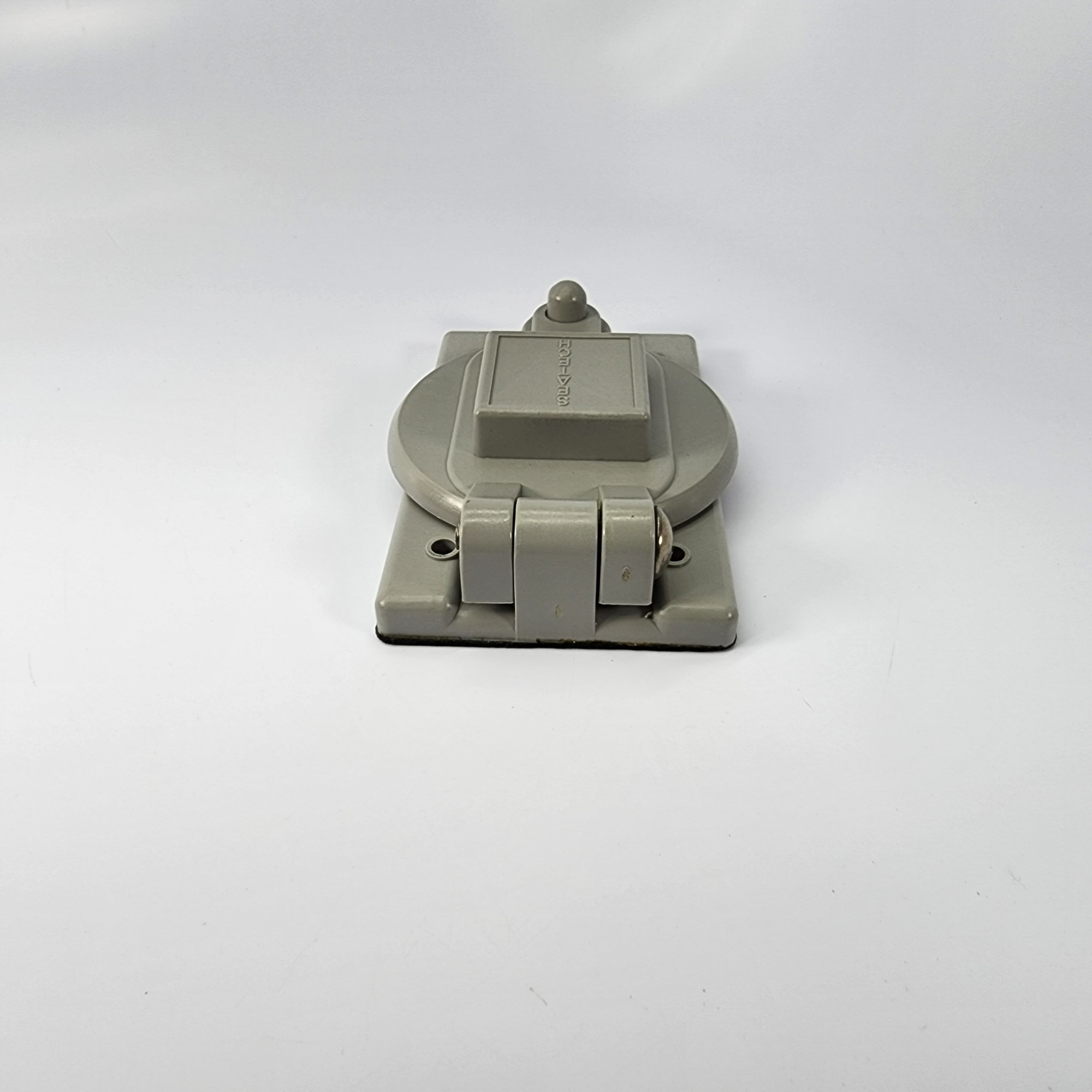 Seatech Electrical Flip Lid Receptacle Cover 30A 120V 60HZ - Gray - Max ...
