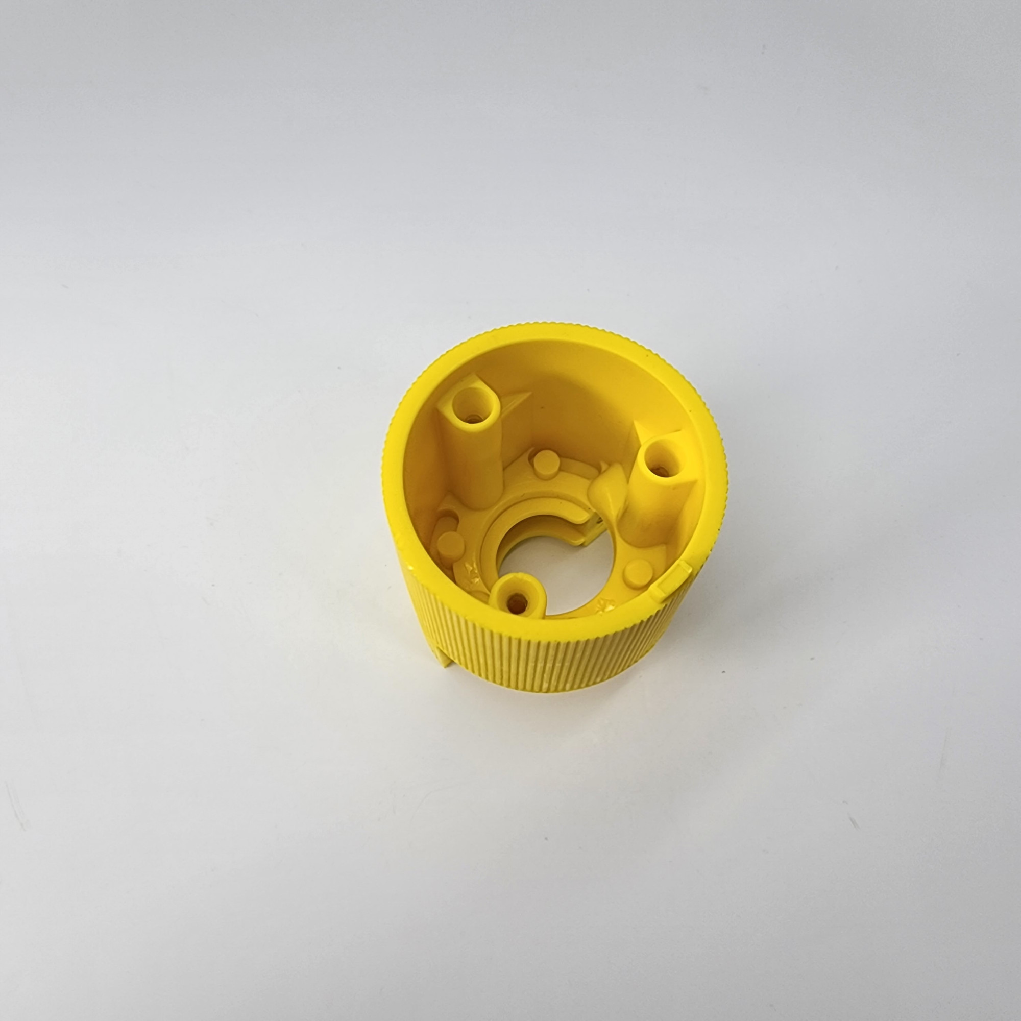Hubbell HBL305CRC Marine 30A 2 Pole/3 Wire Locking Female Connector ...