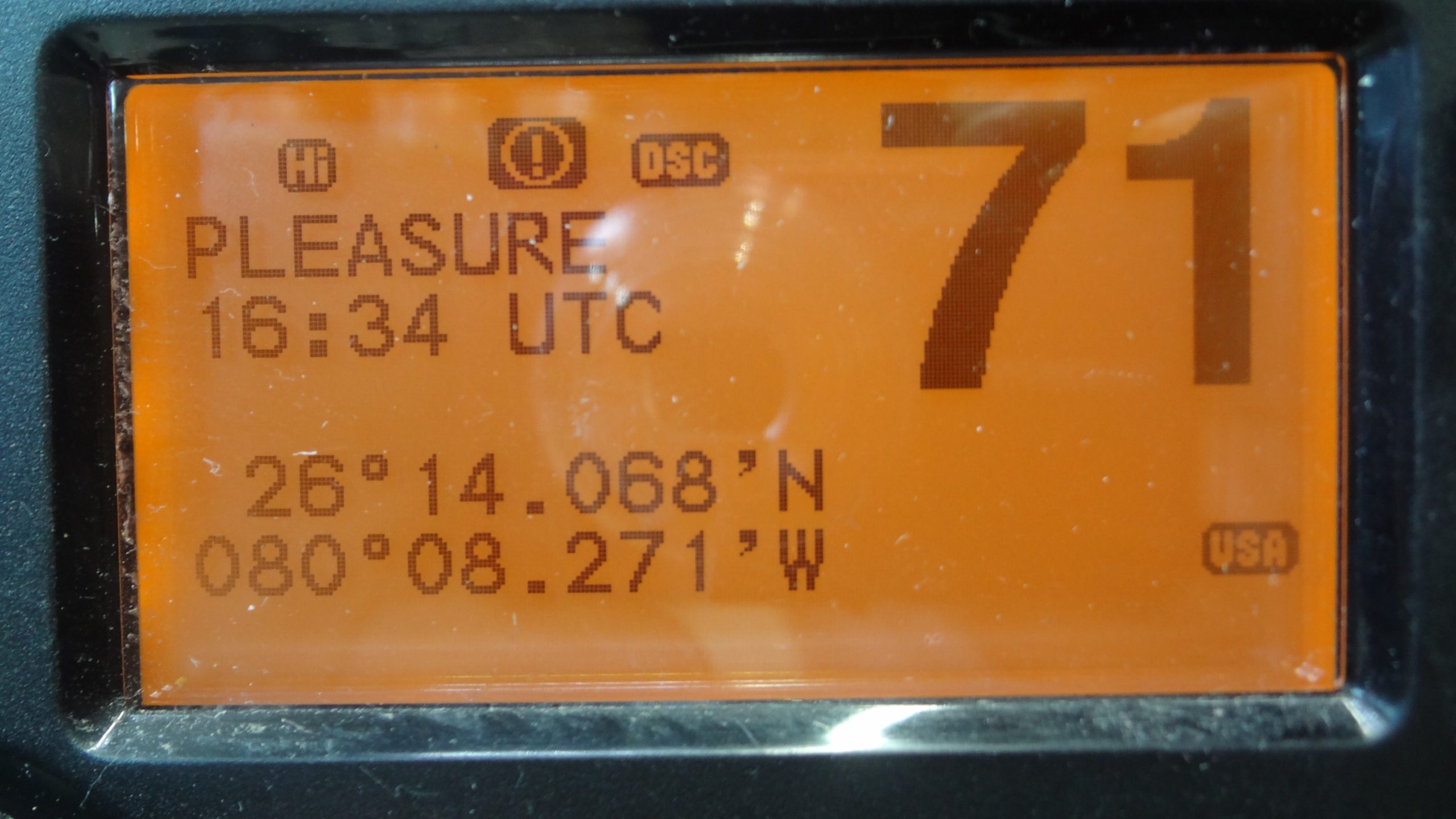 Simrad RS35 Submersible Marine VHF Radio Transceiver Unit with Hand Mic ...