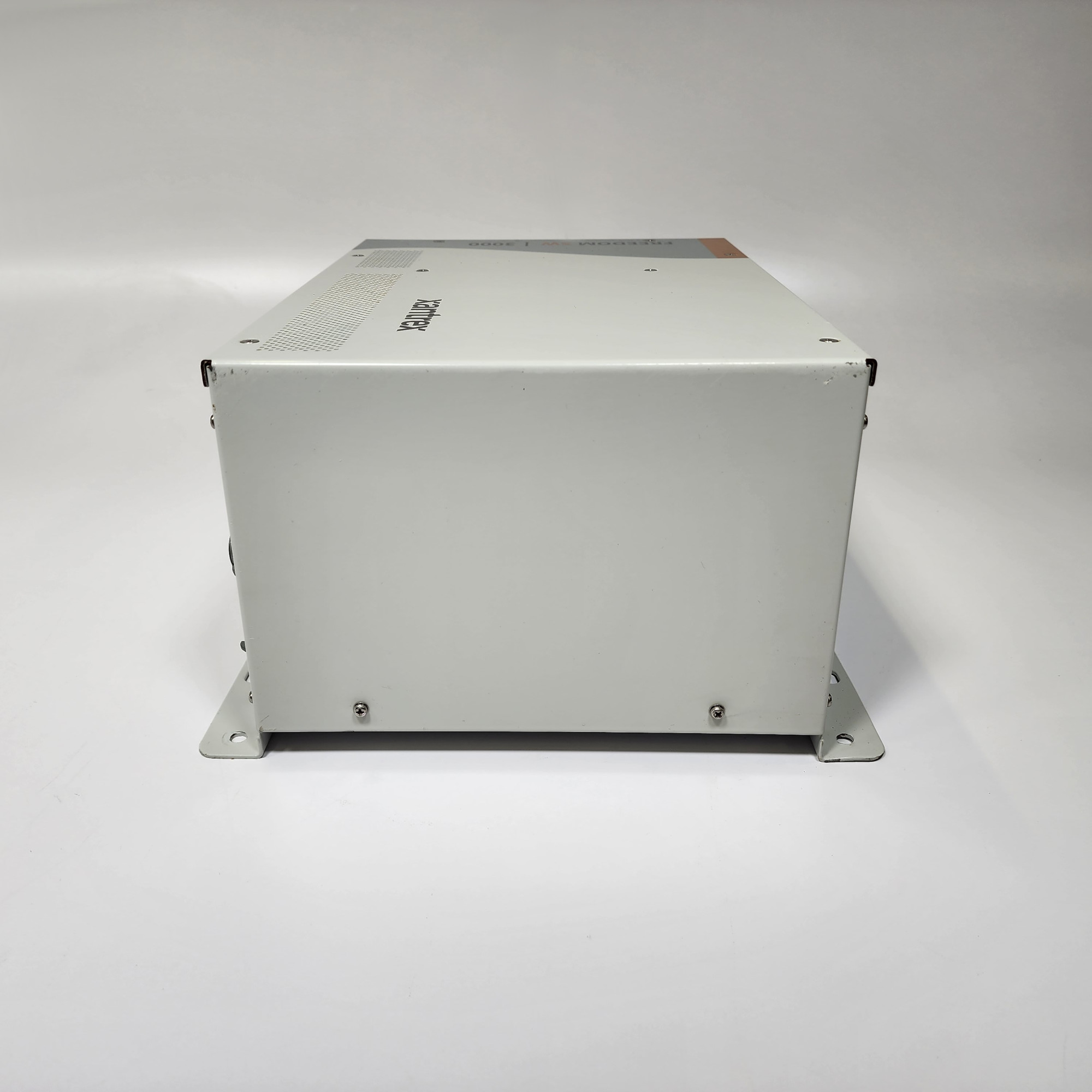 Xantrex Freedom FSW3000 12V 3000Watt Inverter/Charger - 815-3000 - Max ...