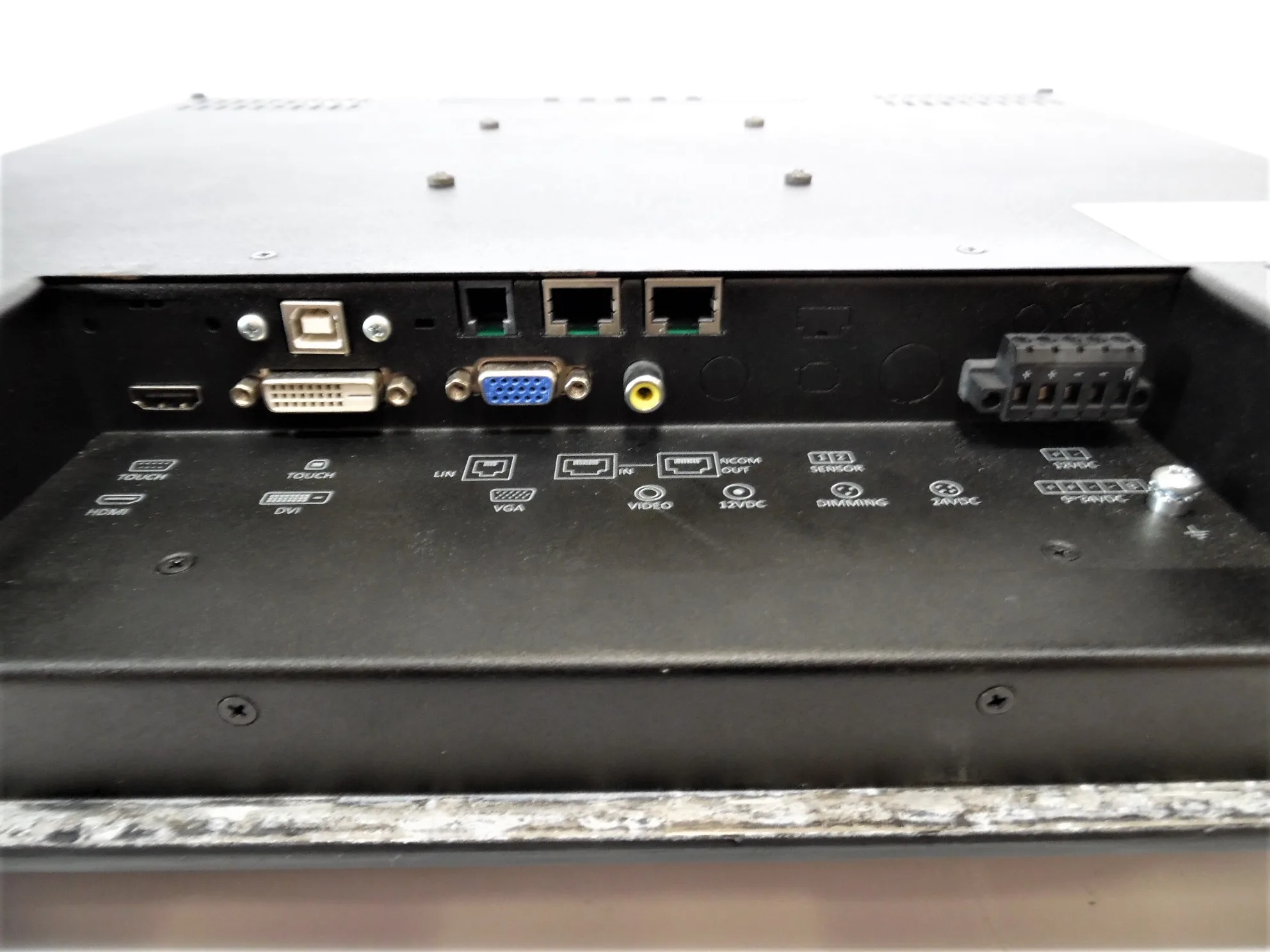 Seatronx SRT-19 19" Sunlight-Readable Touchscreen Monitor *Tested ...