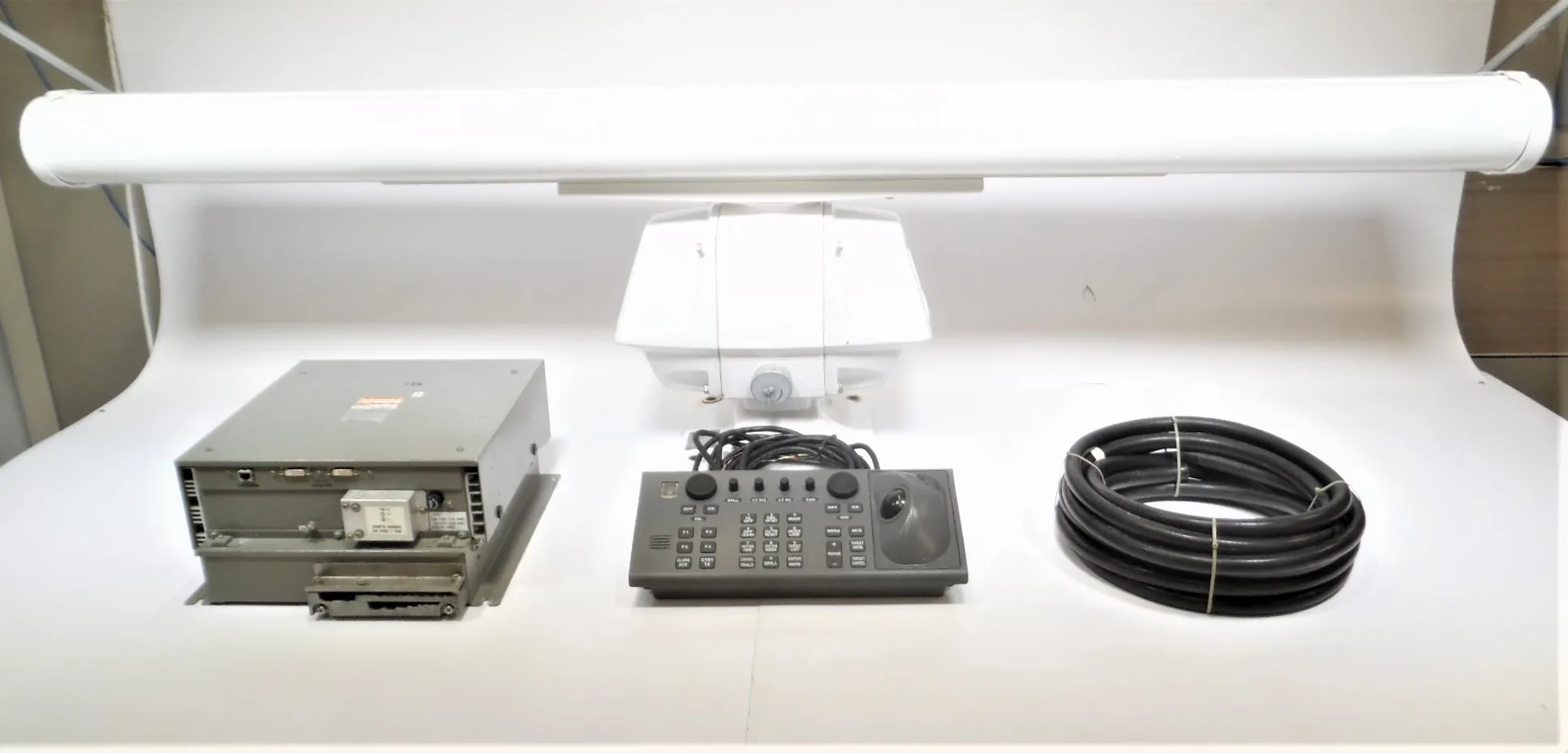 Furuno - FAR-2127BB/DC - IMO Black Box Commercial 25KW Radar System ...