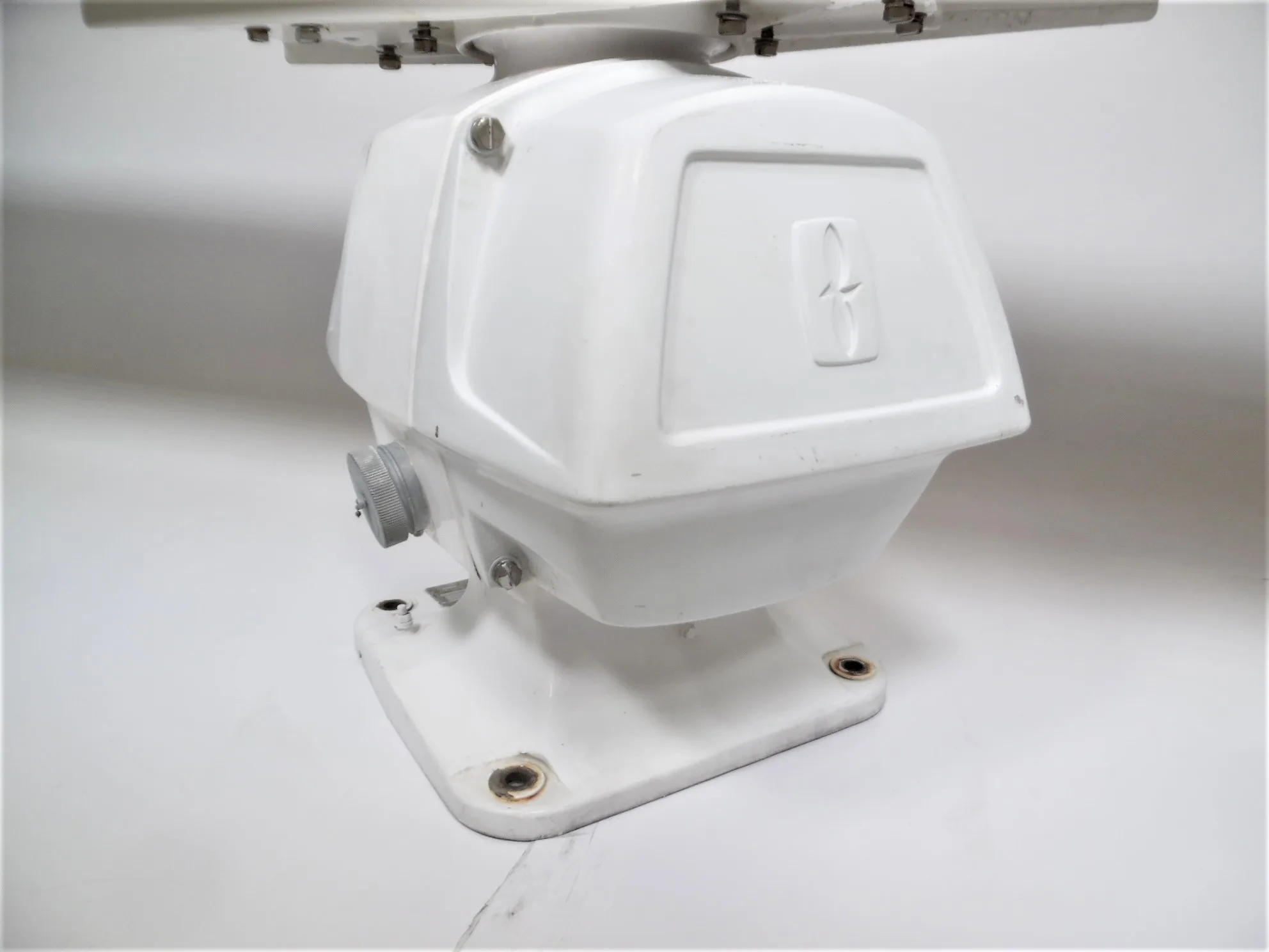 Furuno - FAR-2127BB/DC - IMO Black Box Commercial 25KW Radar System ...