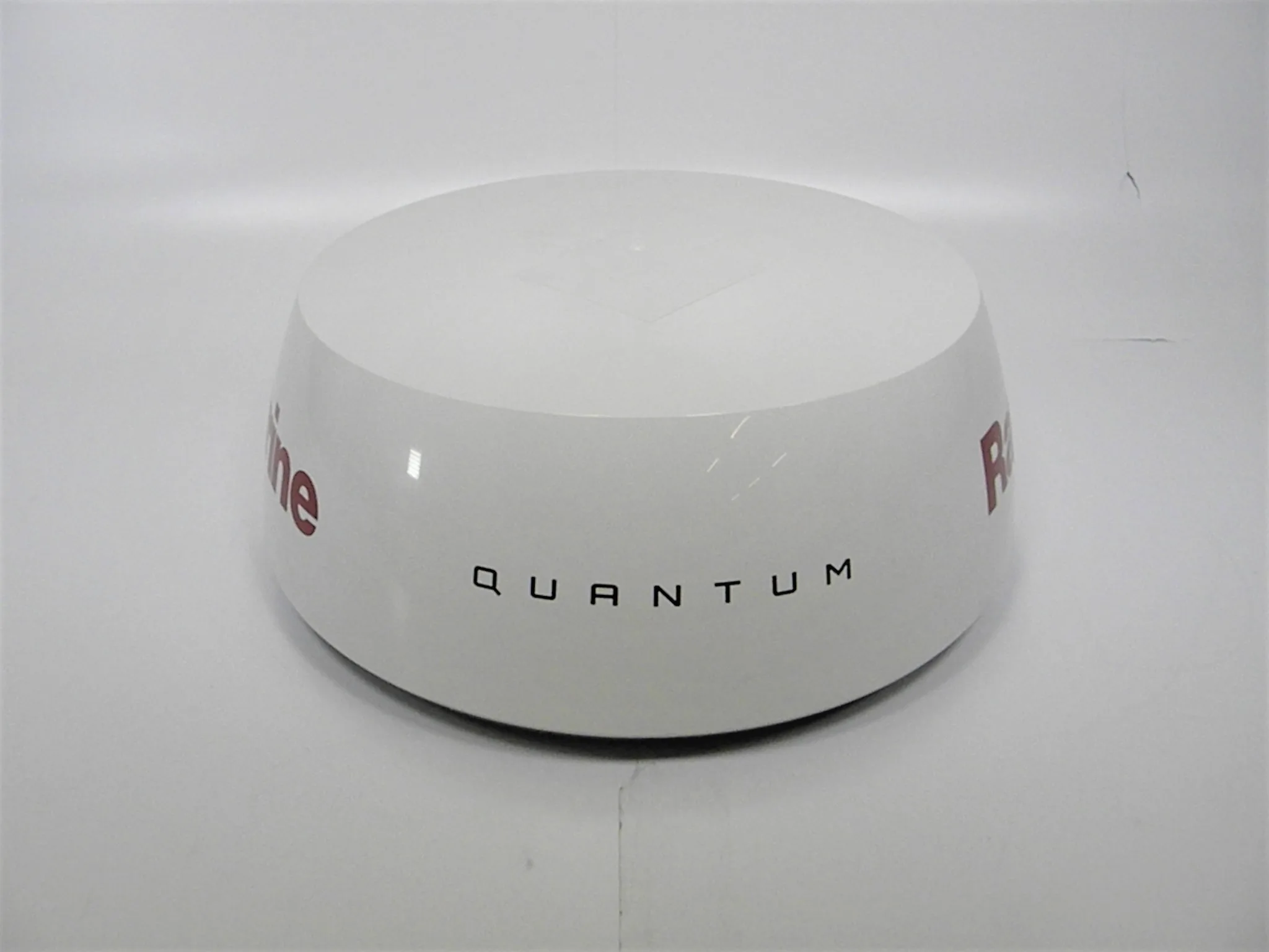 Raymarine Quantum Wireless Chirp Radome Q24C -E70210- Tested- 90 Day ...