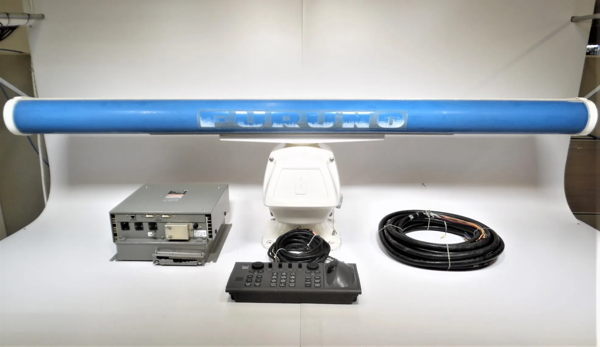 Furuno - FAR-2127BB/AC - IMO Black Box Commercial 25KW Radar System ...