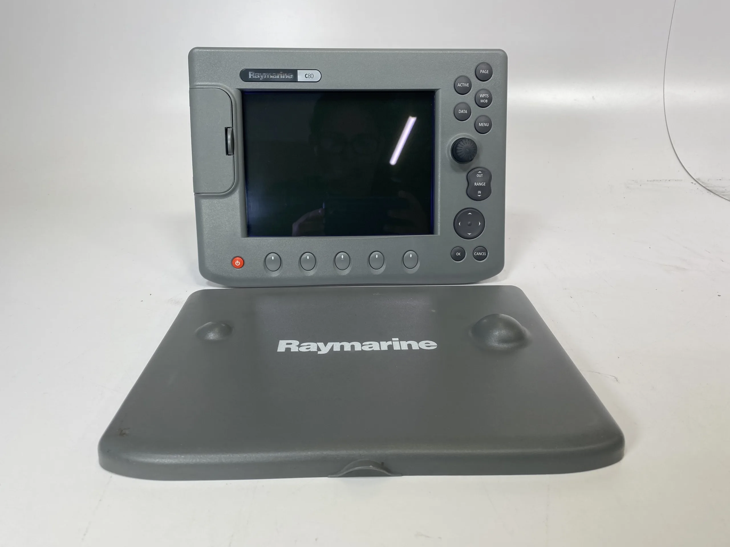 Raymarine C80 Classic Display w/ Bezel & Sun Cover - E02020 - 90 Day ...