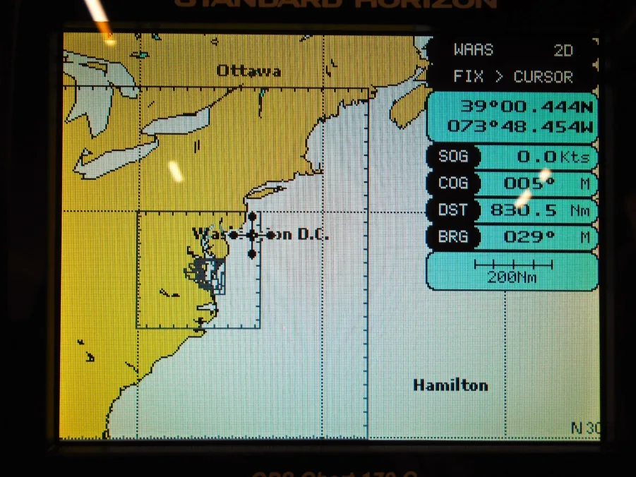 Standard Horizon GPS Chart CP170 C Display & Bracket/Power Cable - (NEW ...