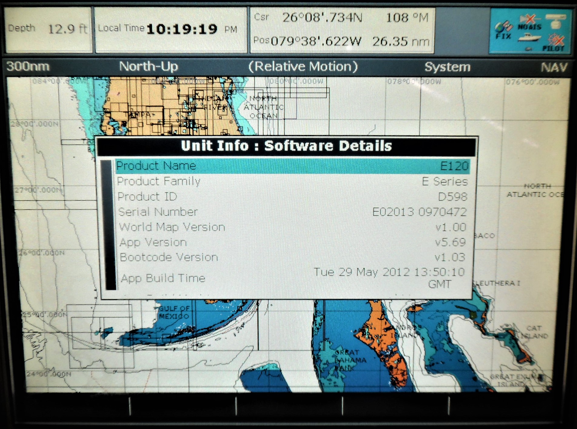 Raymarine E120 Classic Display - E02013 - w/ Bezel and Sun Cover ...