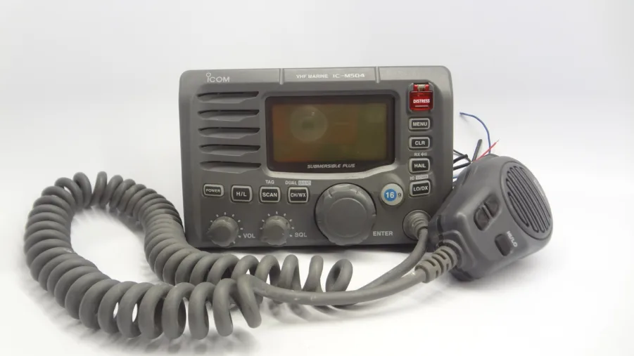 Icom IC-M504 Submersible Marine Fixed Mount VHF Radio Transceiver Unit ...