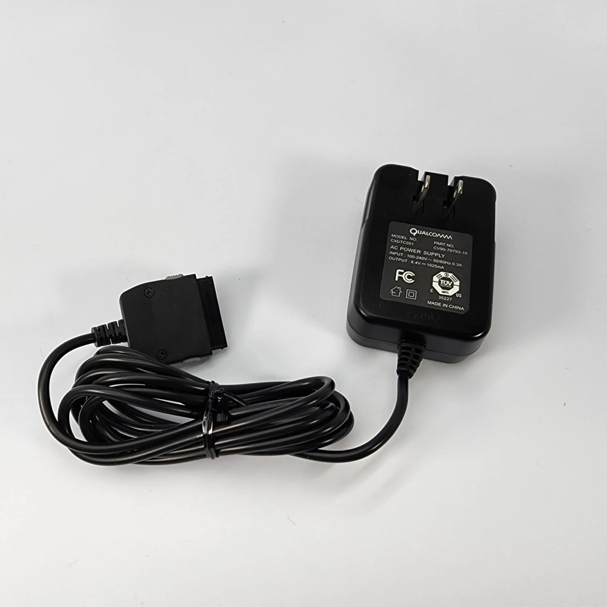 Qualcomm GSP-1600 Globalstar Tri-Mode Satellite Phone Kit - Max Marine ...