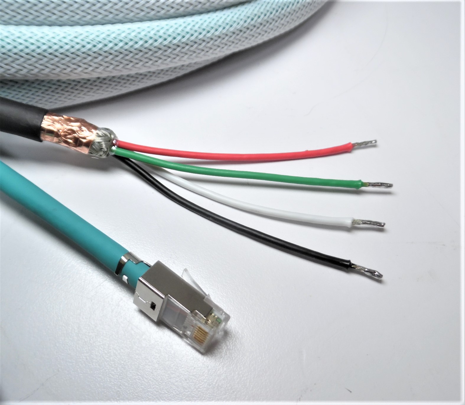 Furuno - DRS25a - UHD Radar Interconnect Cable - 10 M - 001-341-840-00 ...