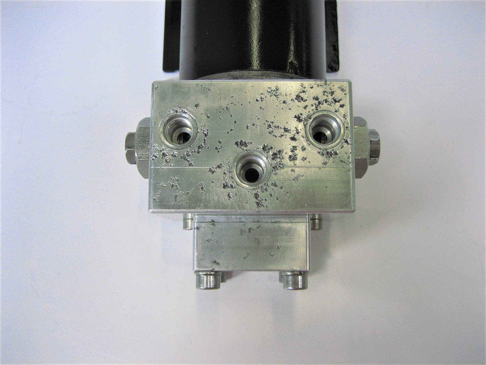Simrad-RPU80-21118377-Boat Hydraulic Reversible Pump - Max Marine ...