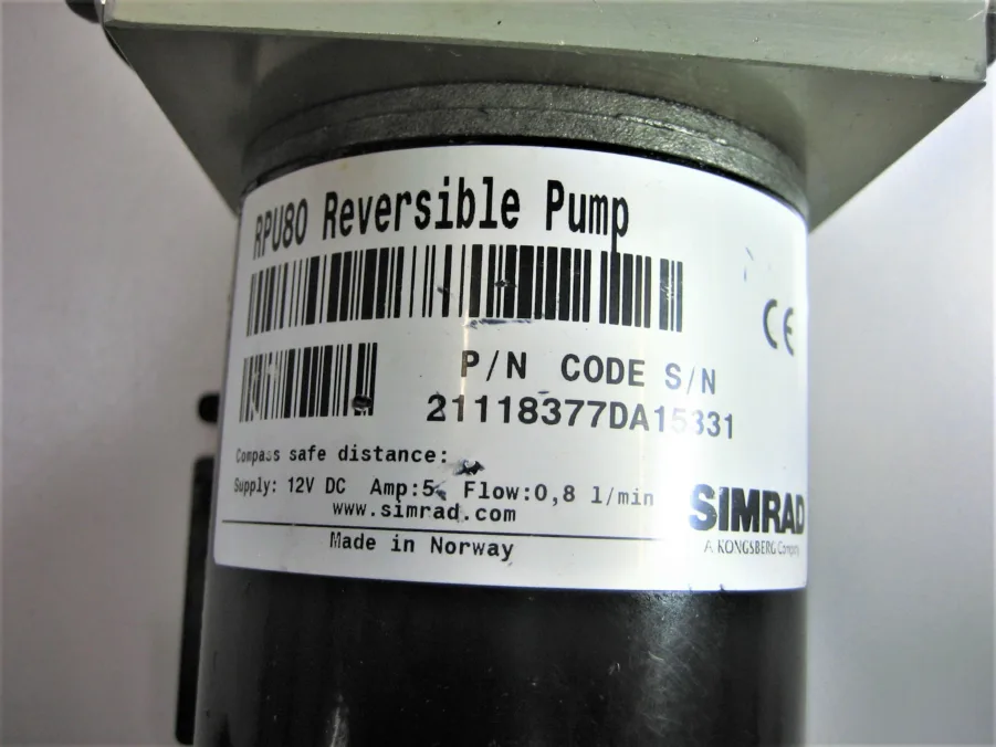Simrad-RPU80-21118377-Reversable Hydraulic Pump - Max Marine Electronics