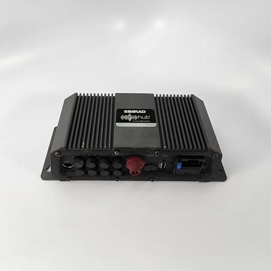 Simrad - SonicHub AM/FM USB Marine Entertainment System - Tested ...