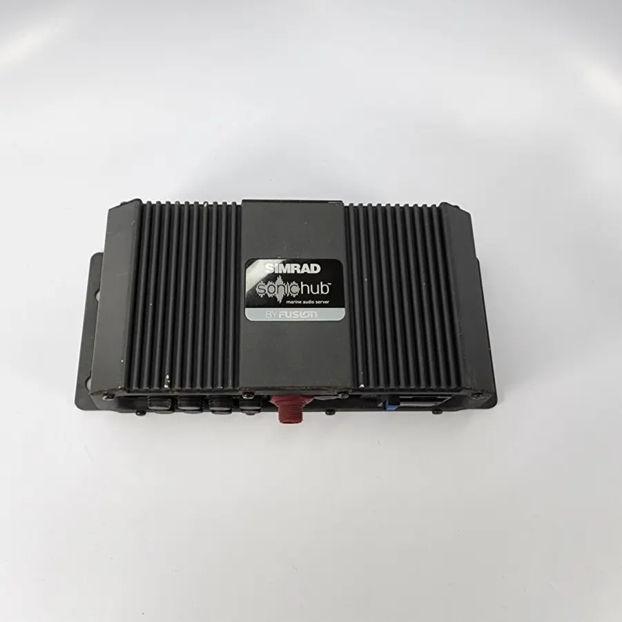 Simrad - SonicHub AM/FM USB Marine Entertainment System - Tested ...