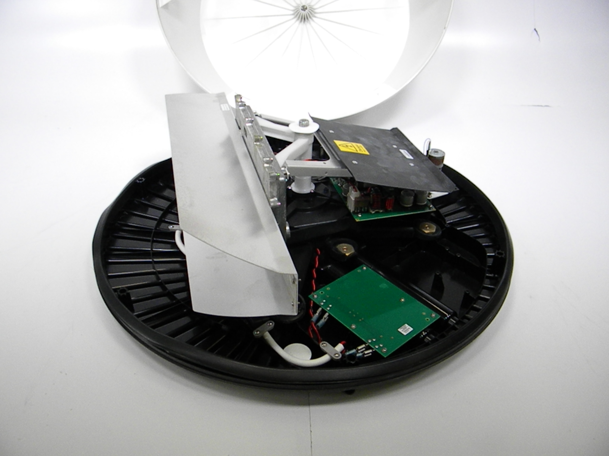 Raymarine Quantum WIFI Radome Q24W 18″ Radar – AS-IS PARTS & REPAIR ...