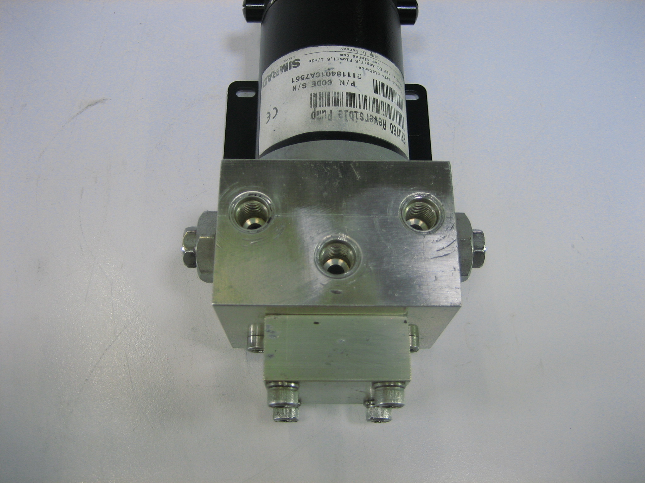 simrad-rpu160-21118401-Autopilot Reversible Pump-Rebuilt - Max Marine ...