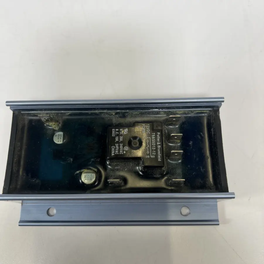 Balmar Centerfielder 12 or 24v Charge Parallel Controller - Max Marine ...