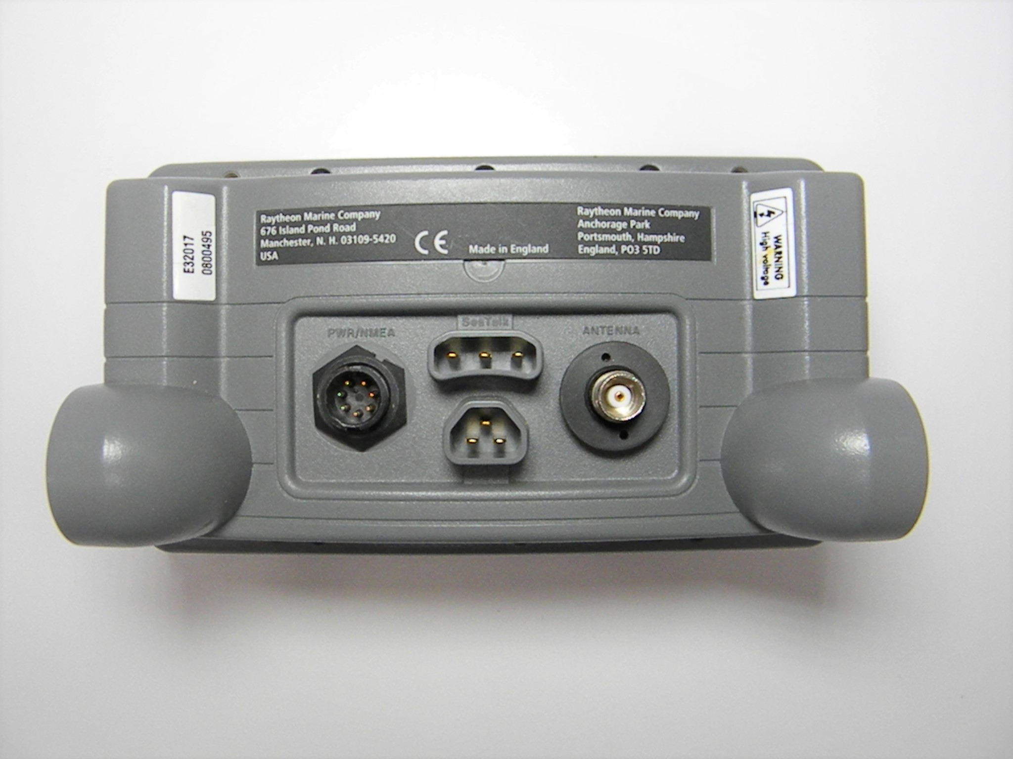 Raytheon RN300 GPS Plotter Display w/ Sun Cover E32017 - Tested - 90 ...