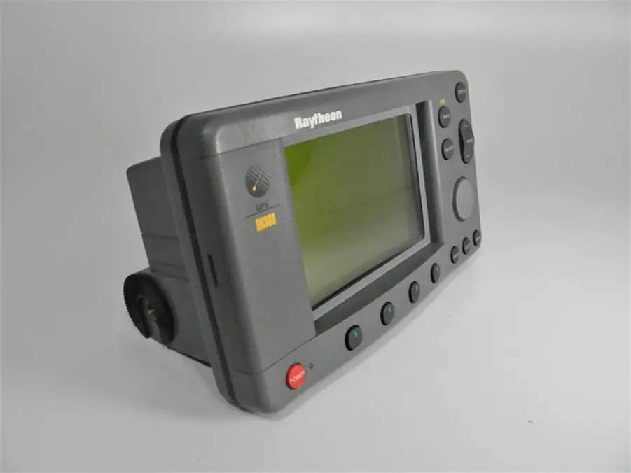 Raytheon RN300 GPS Plotter Display w/ Sun Cover E32017 - MME REFURB ...