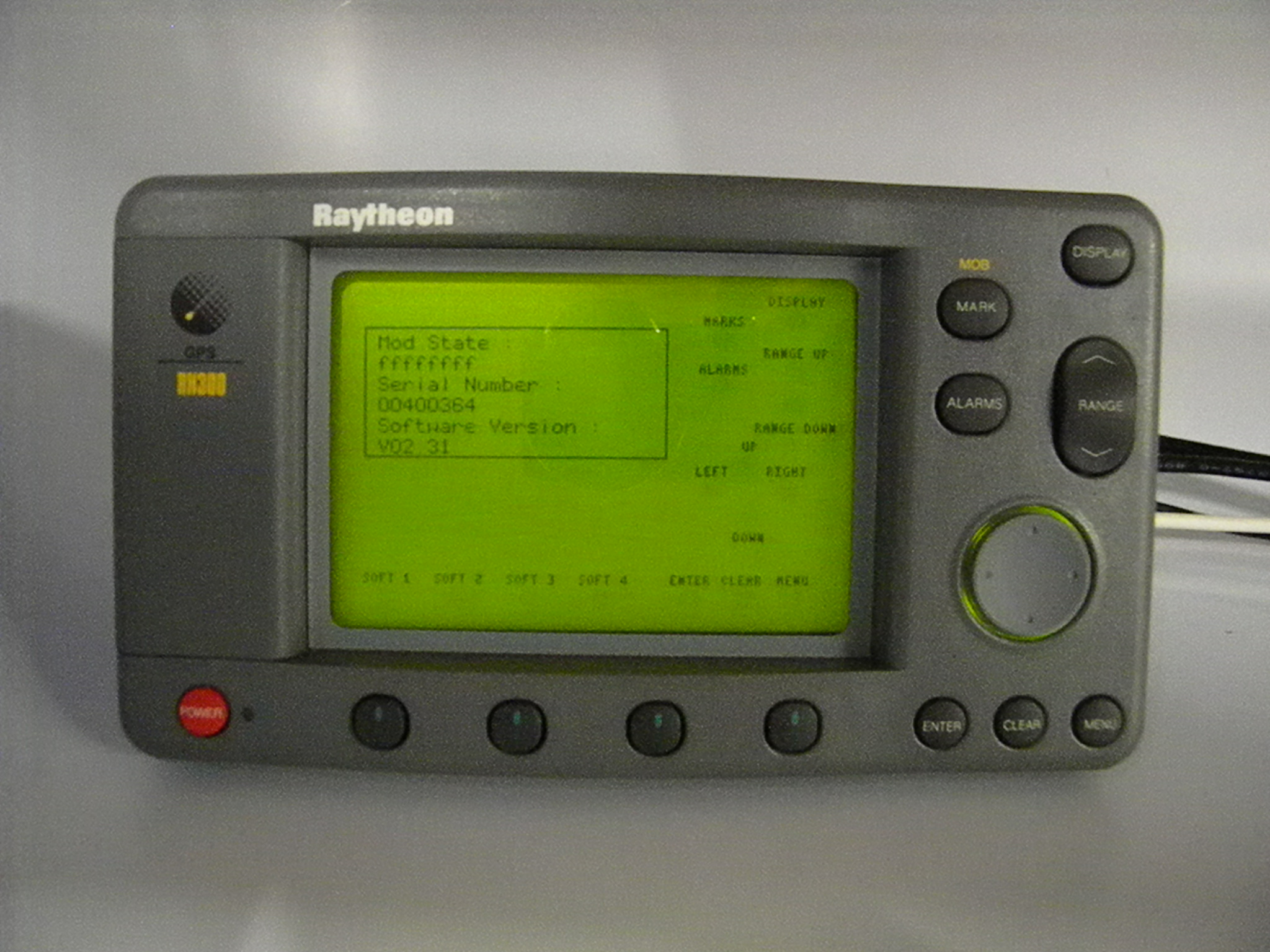 Raytheon RN300 GPS Plotter Display w/ Sun Cover E32017 - MME REFURB ...
