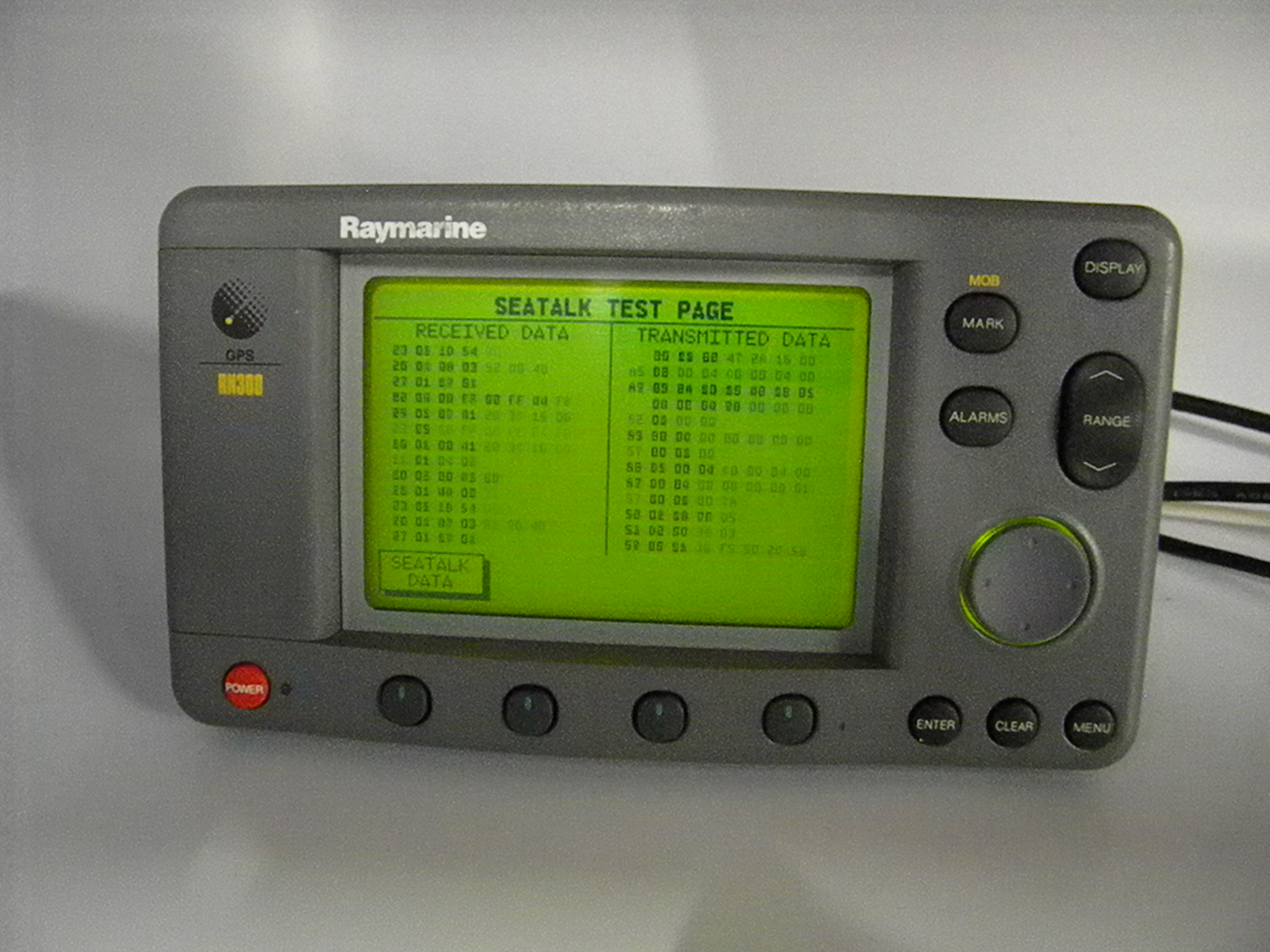 Raymarine RN300 GPS Plotter Display w/ Sun Cover E32017 - MME REFURB ...