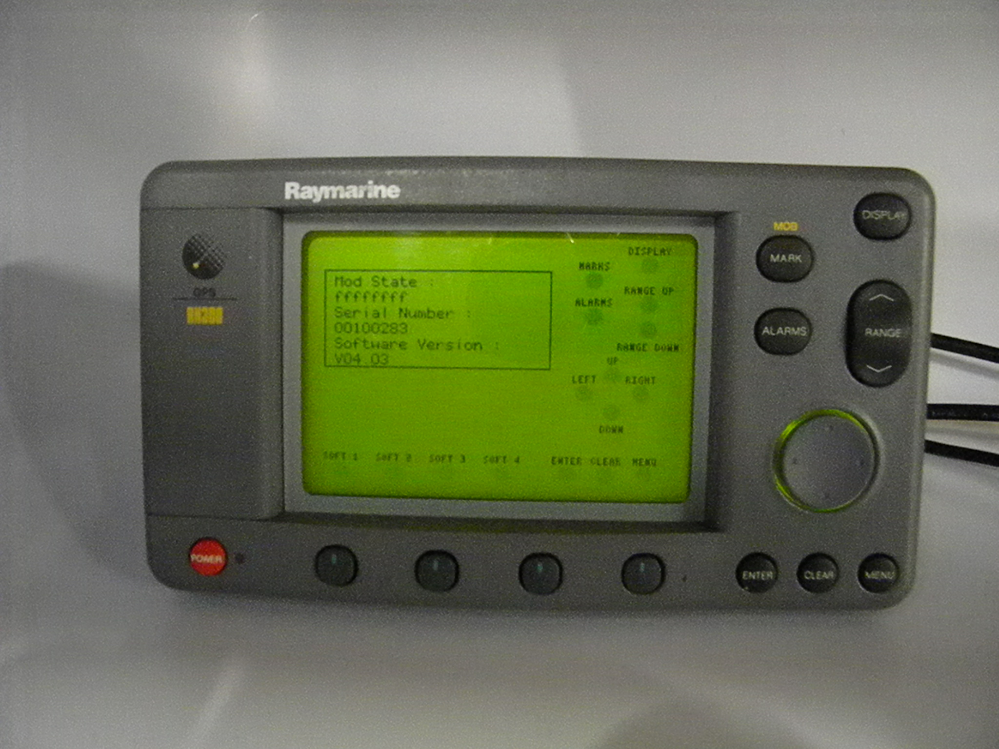 Raymarine RN300 GPS Plotter Display w/ Sun Cover E32017 - MME REFURB ...