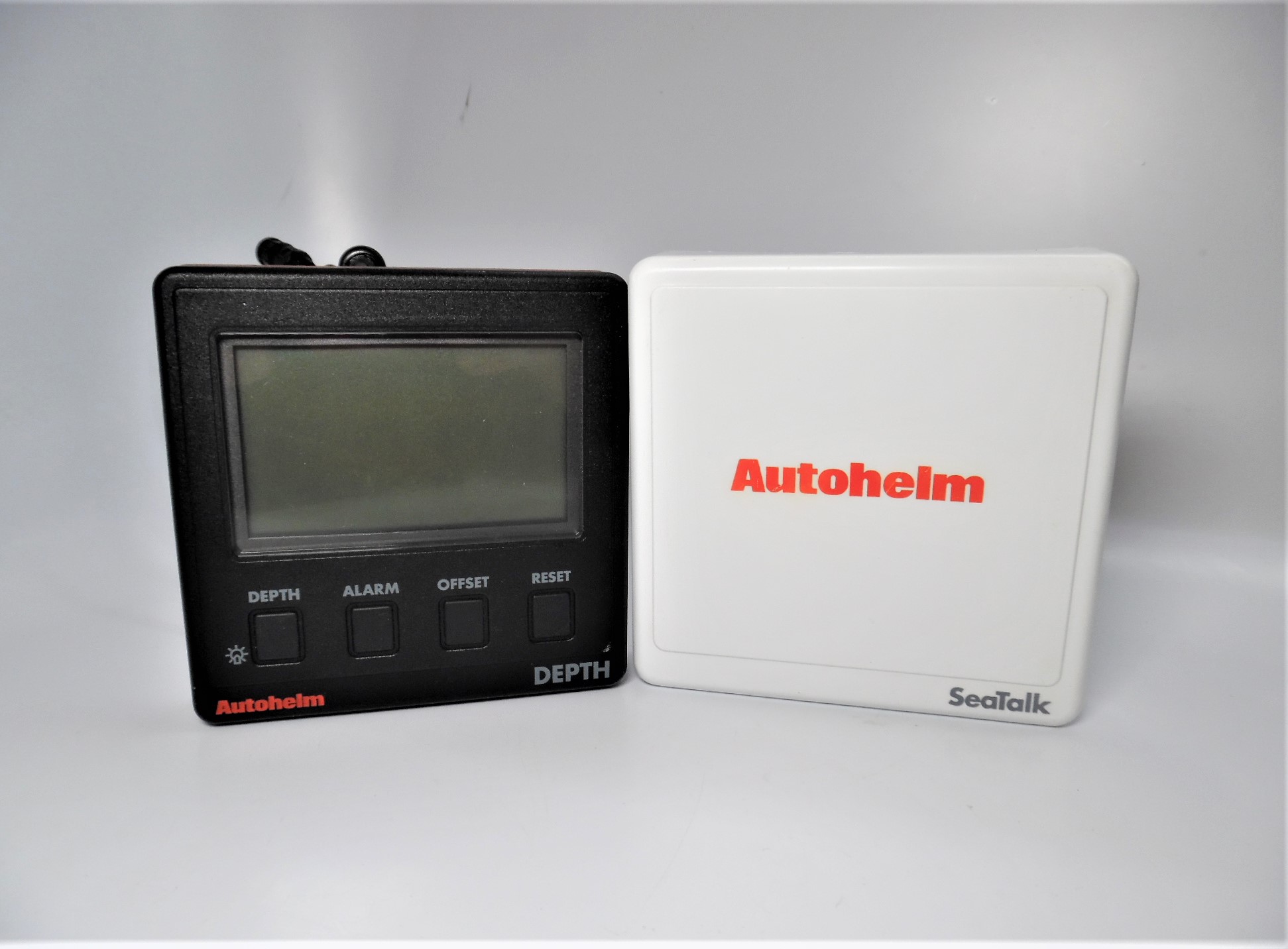 Autohelm/Raytheon ST50 - Z134 - Depth Display w/ NEW LCD Screen and Sun ...