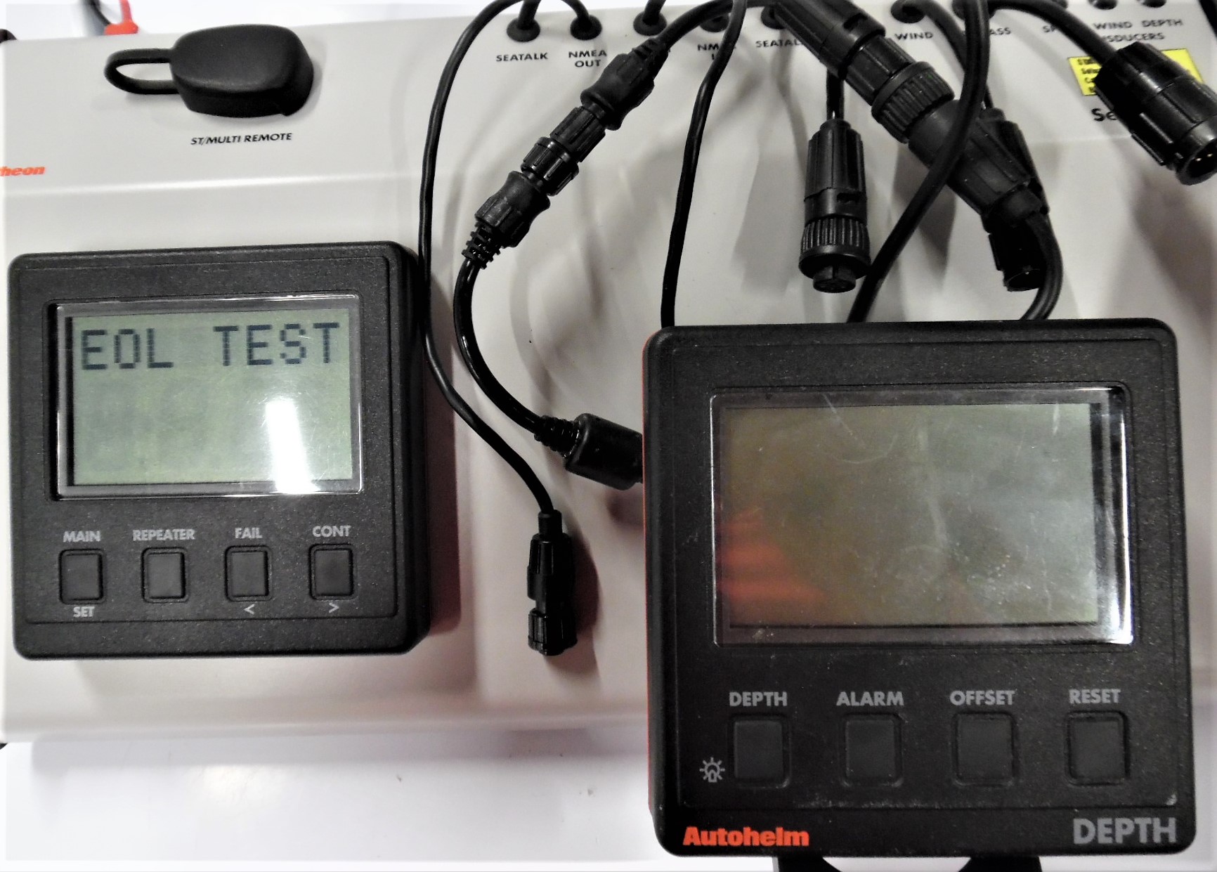 Autohelm/Raytheon ST50 - Z134 - Depth Display w/ NEW LCD Screen and Sun ...