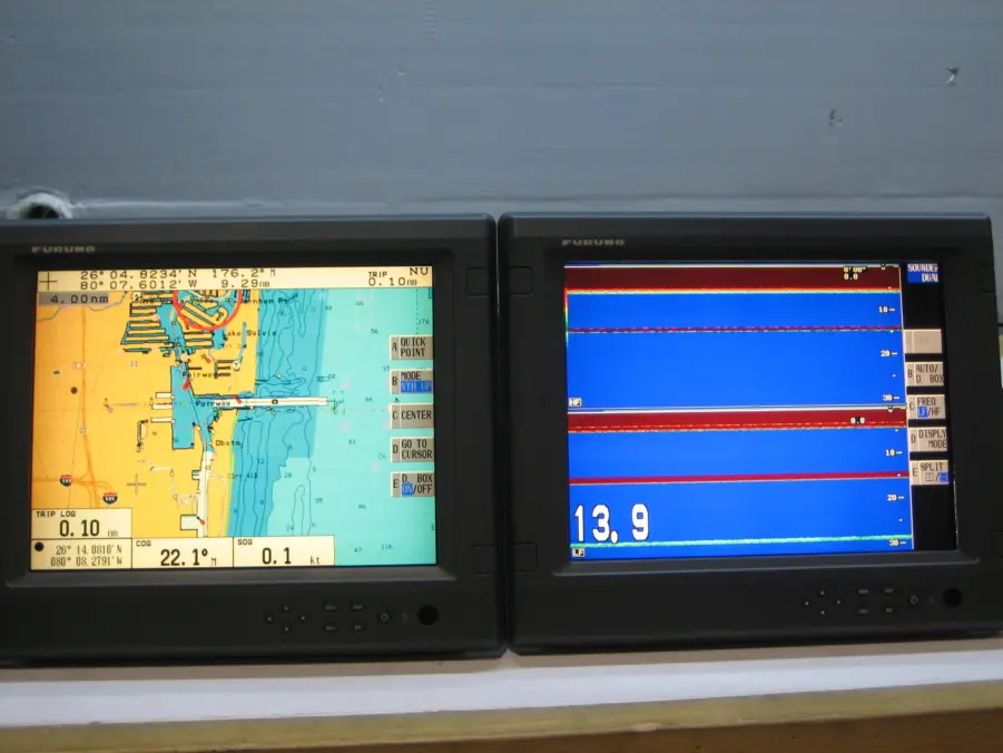 Furuno DUAL MU-155c Navnet VX2 1964CBB 25kw Open Array Radar SYS w/ GPS ...