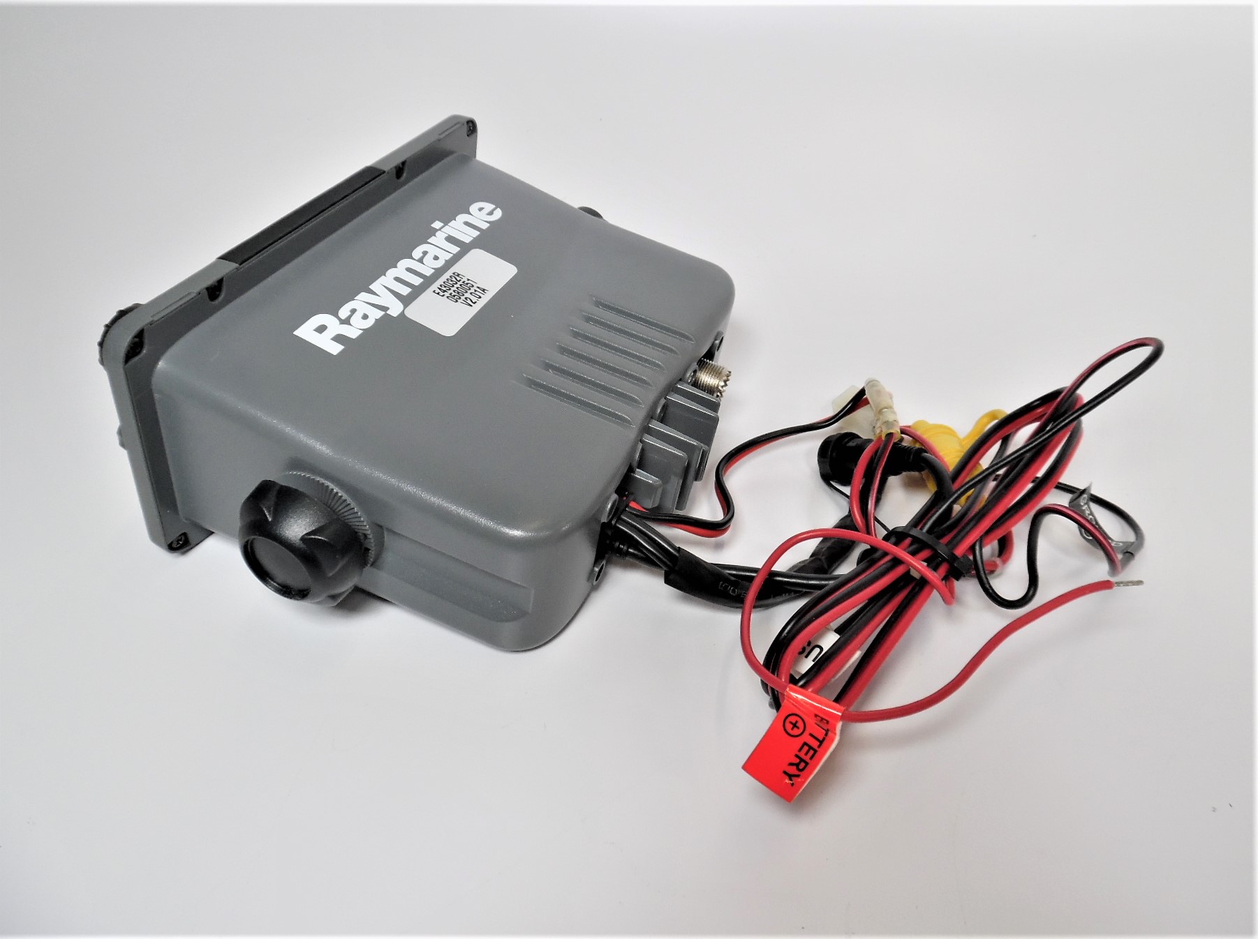 Raymarine Ray218 VHF Marine Radio - *Factory Reman* - Complete in Orig ...