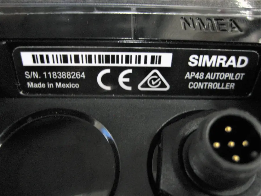 Simrad AP48 Autopilot Control Head/000-13894-001 - Max Marine Electronics