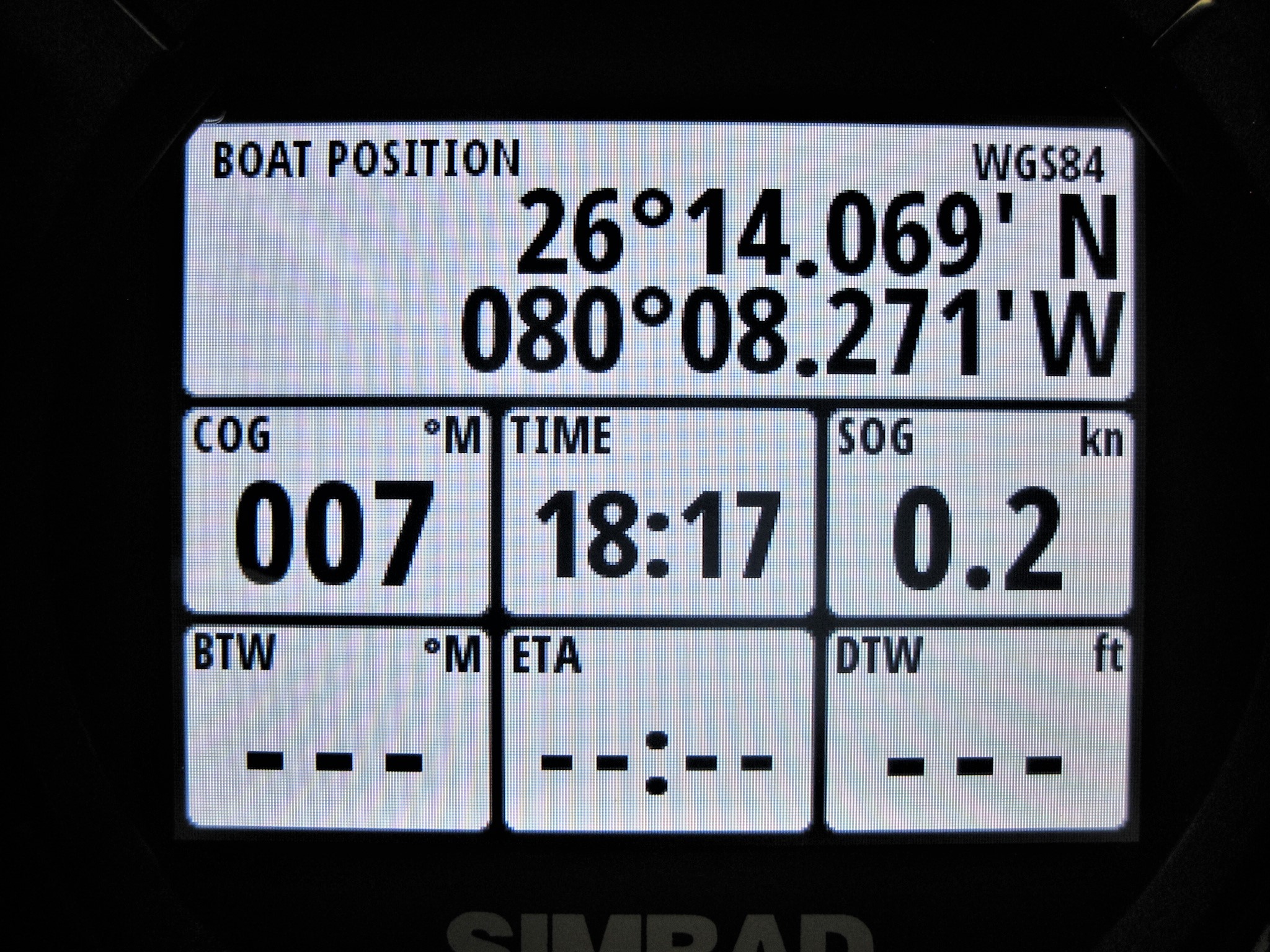 Simrad/Navico IS40 (B&G Triton) NMEA2000 Full Color Digital Instrument ...