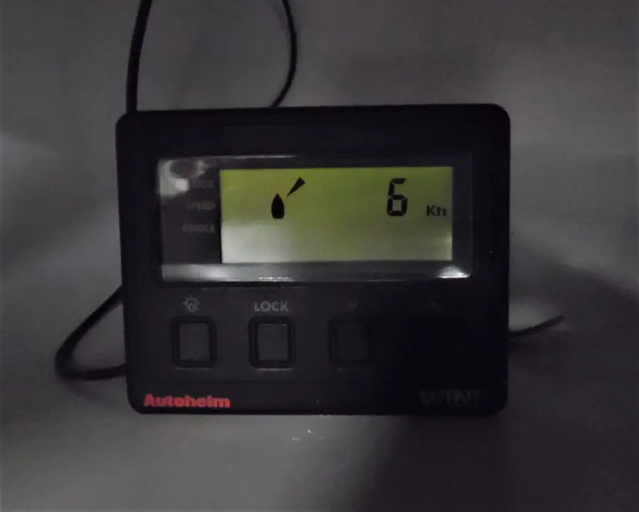 Raytheon/Autohelm ST30 -Z174- Wind Display w/ Rebuilt LCD Screen *MME ...