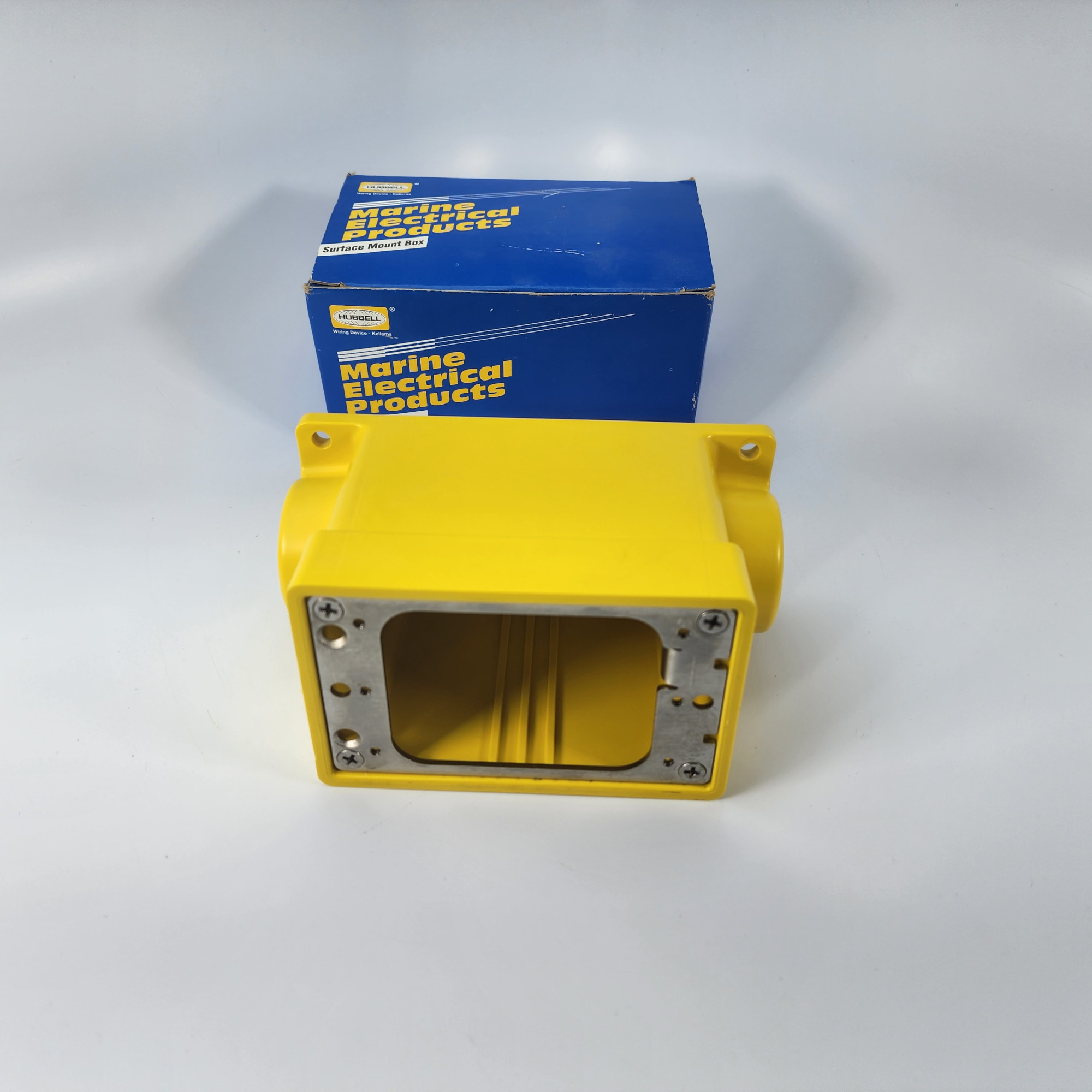 Hubbell HBL60CM83A Watertight Series FD Box 3/4" NPT IP69K Yellow - Max ...