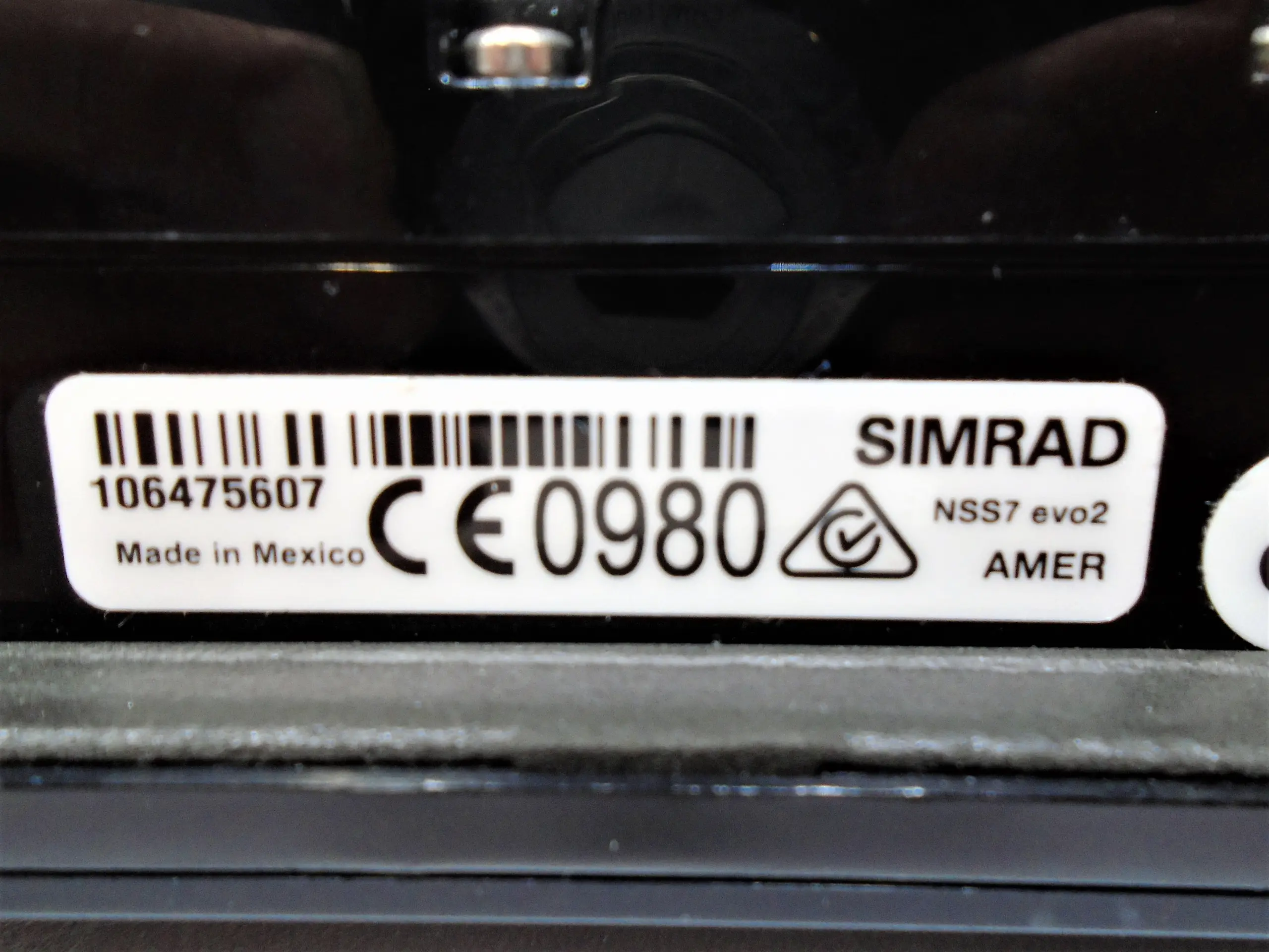 B&G Zeus2 W7 AMER Multi-Touch, Insight 7″ Display Bench Tested - Max ...