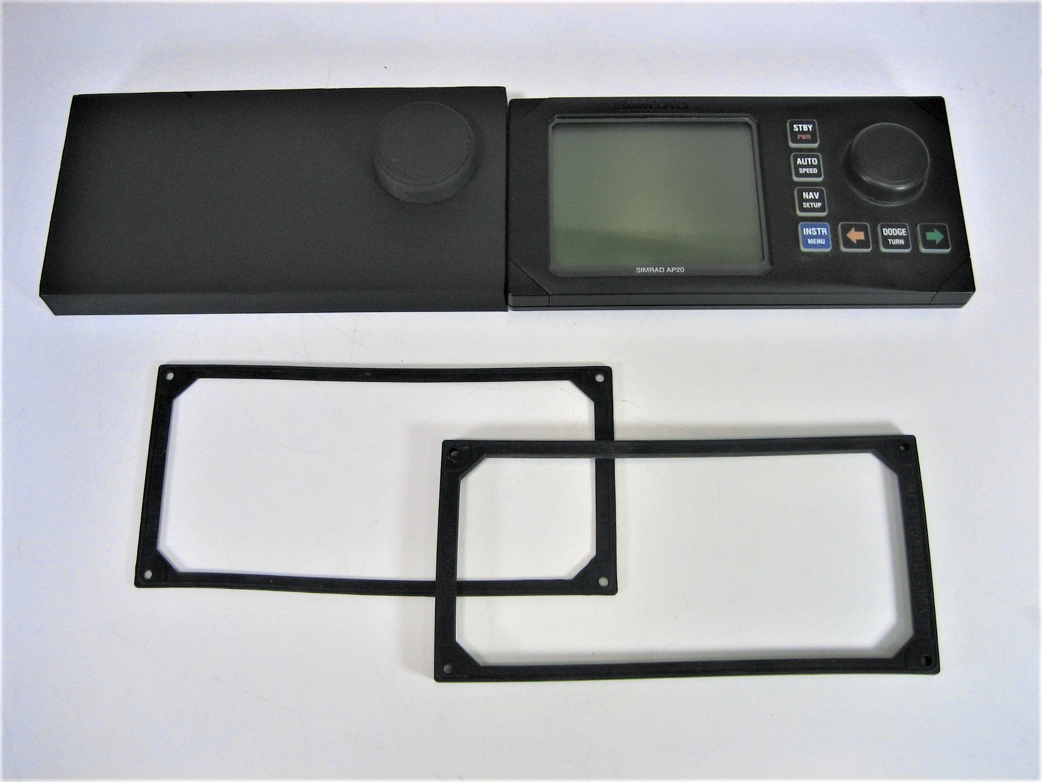 Simrad AP20 Autopilot Control Head-22084594 - Max Marine Electronics