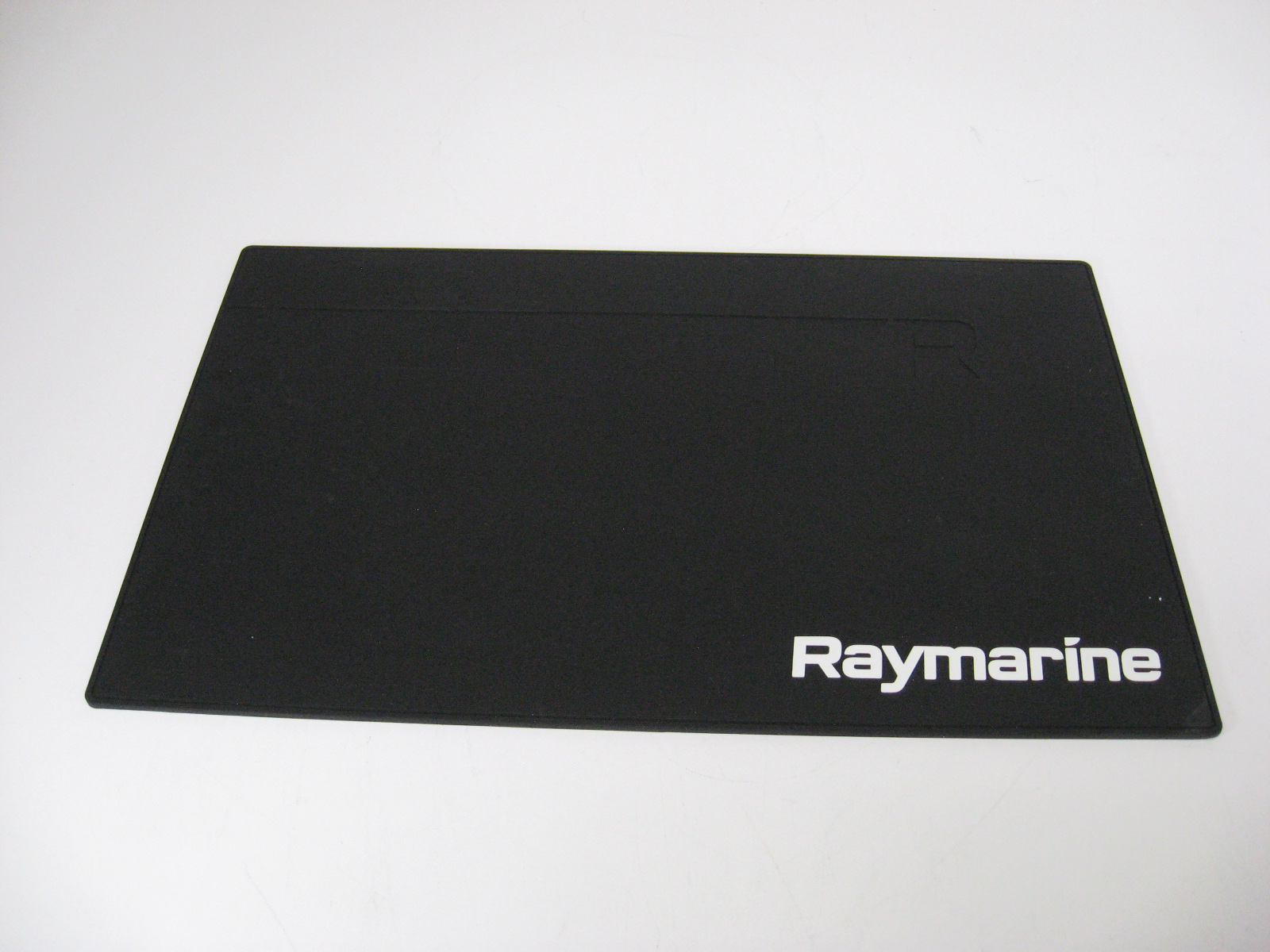 Raymarine R70666 Silicone Soft Protective Cover Suncover for AXIOM 19XL ...