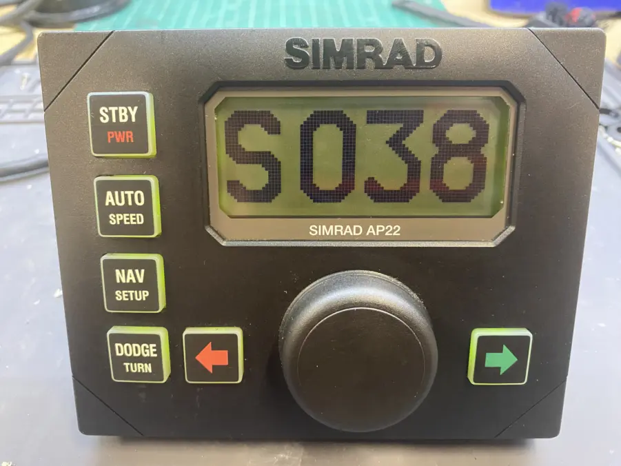 Simrad-AP22 Autopilot Control Head-22085849-Refurbished - Max Marine ...