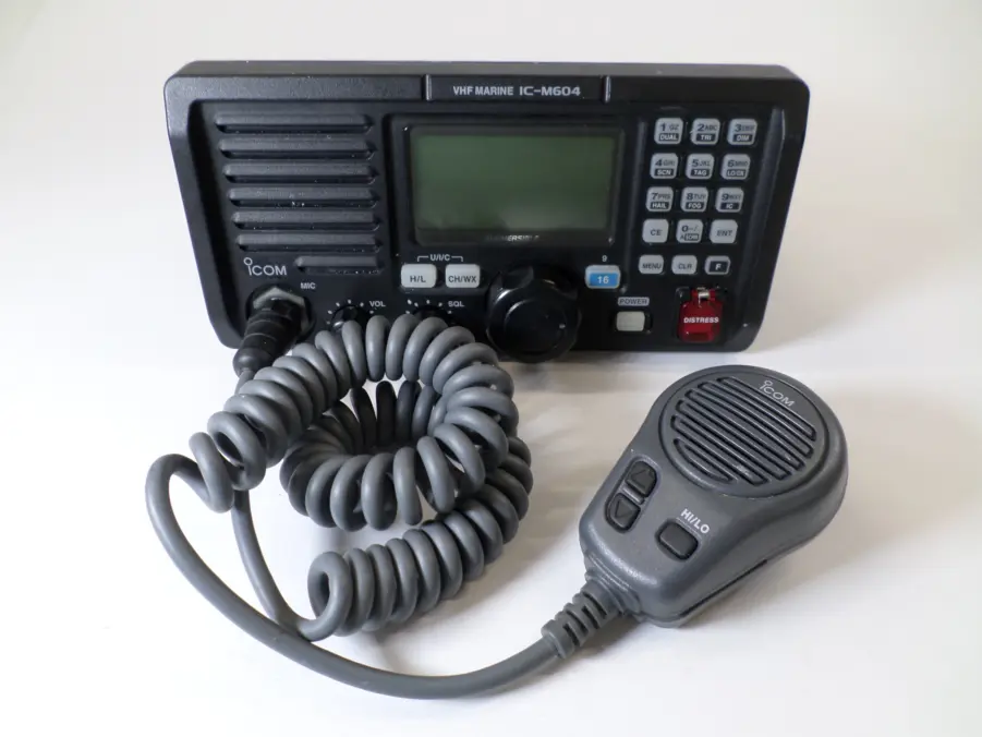 Icom IC-M604 VHF with HM-126 Mic - Fully Tested - No MMSI Set! - Max ...