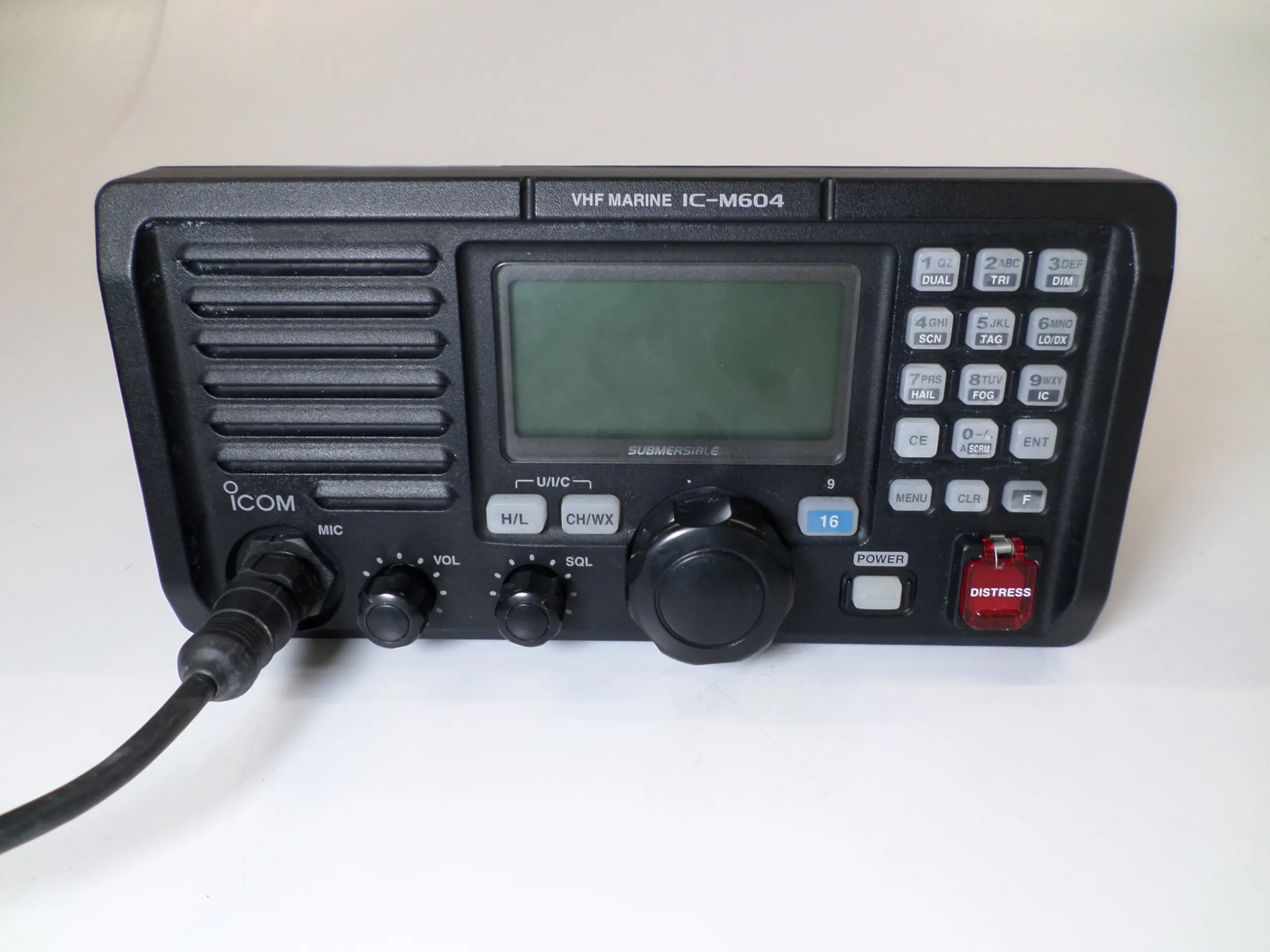 Icom IC-M604 VHF with HM-126RB Mic - Max Marine Electronics