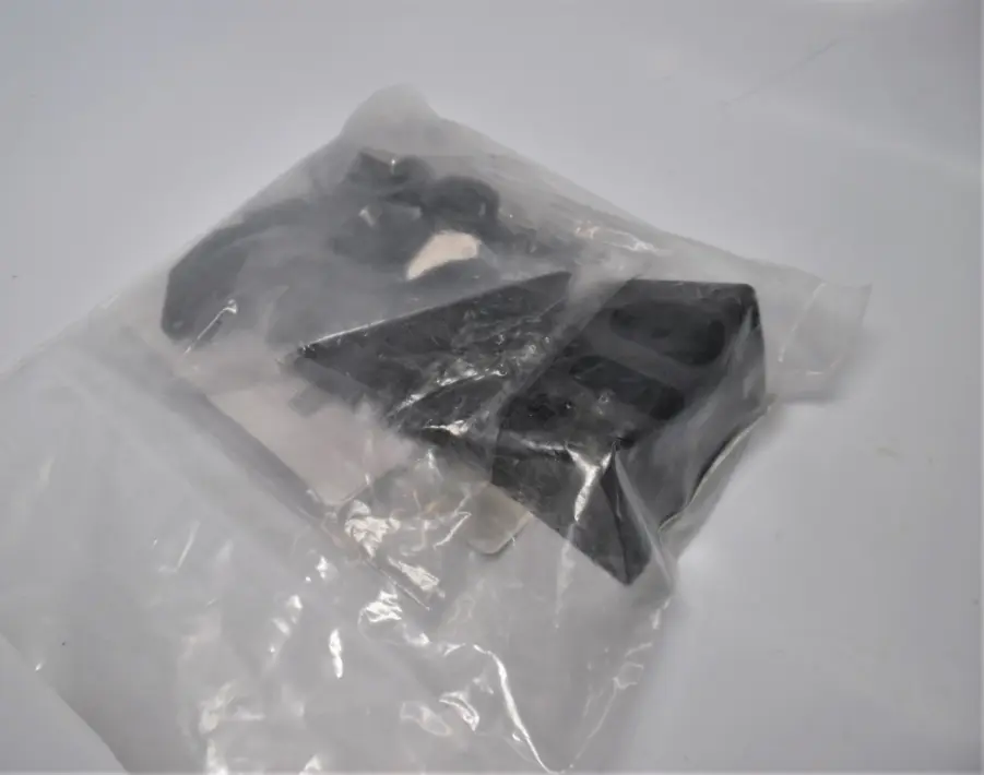 Airmar 33-491-02 / Raymarine R69076 *TRANSOM BRACKET & WEDGE KIT* for ...