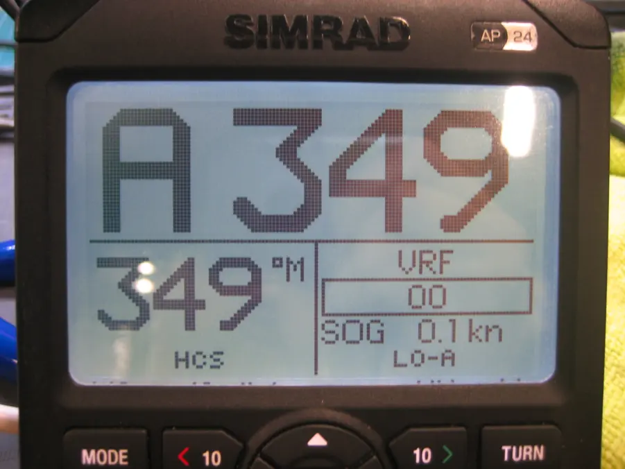 Simrad-Ap24-Autopilot Control Head-22096614-Standalone - Max Marine ...